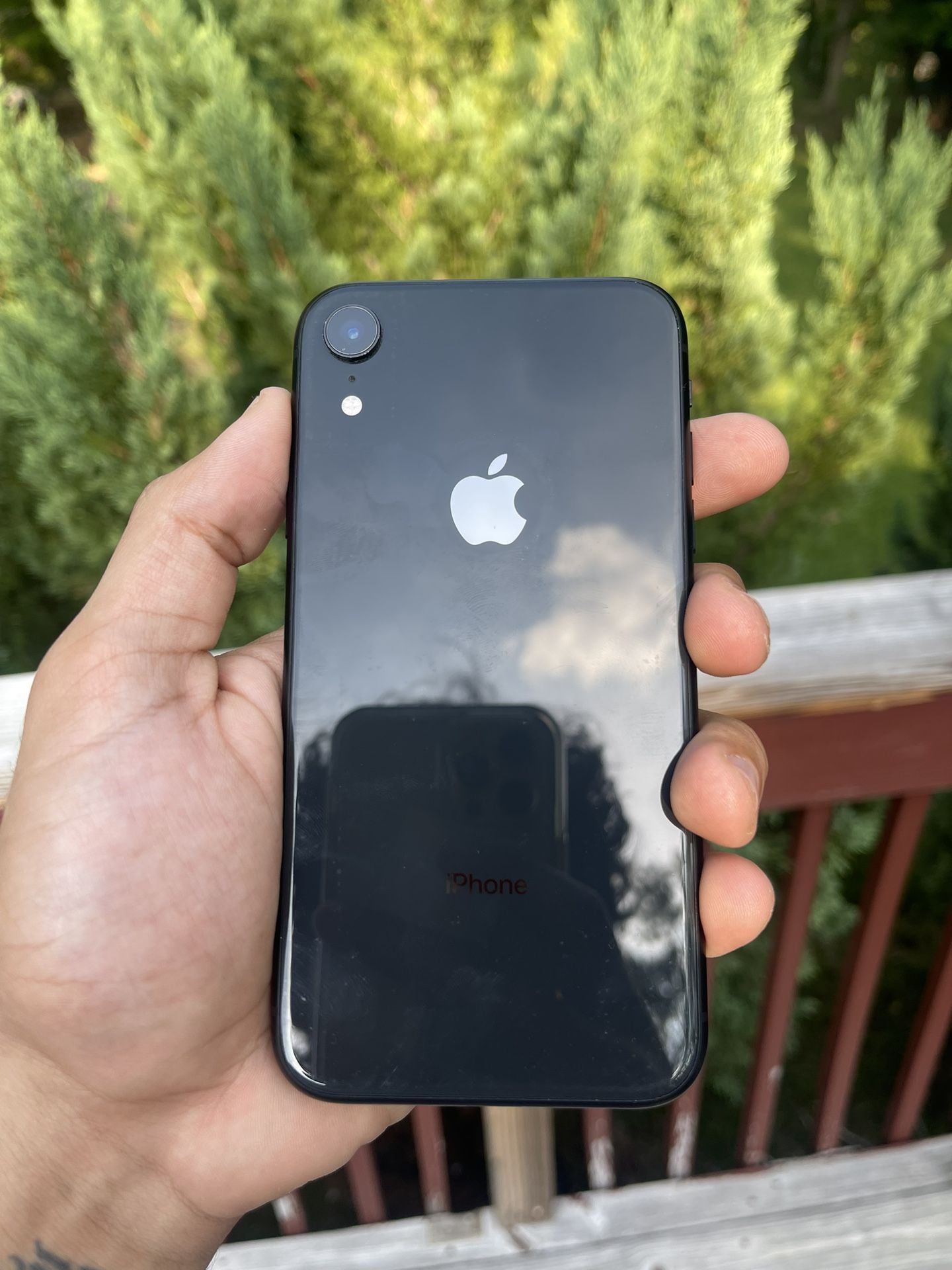 iPhone Xr 64gb Unlocked for Sale in Asheboro, NC - OfferUp