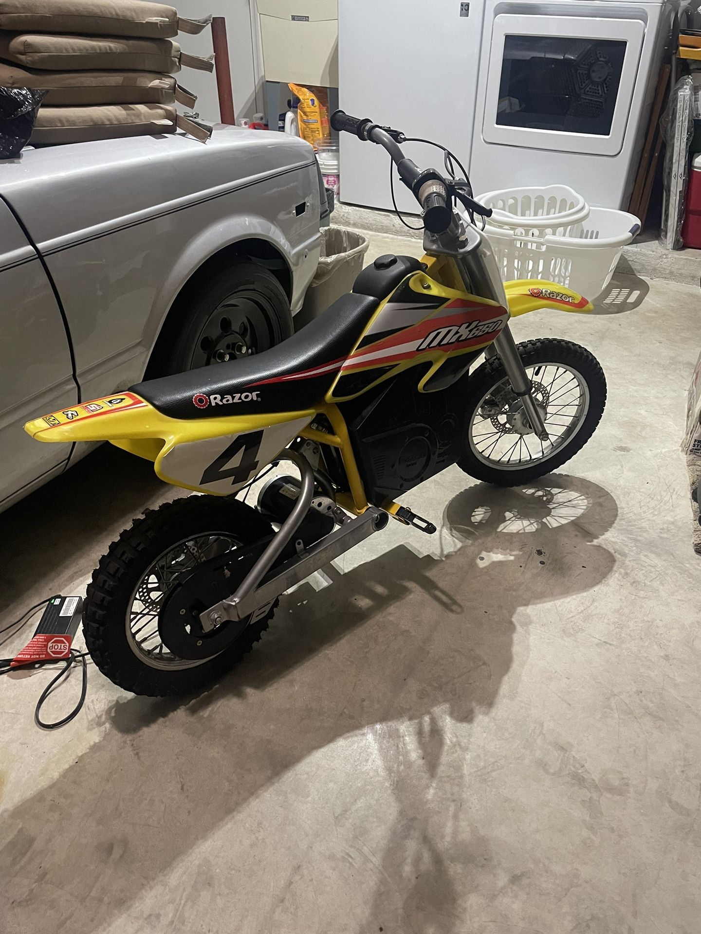 Razor dirtbike Mx650 for Sale in Pembroke Pines, FL - OfferUp