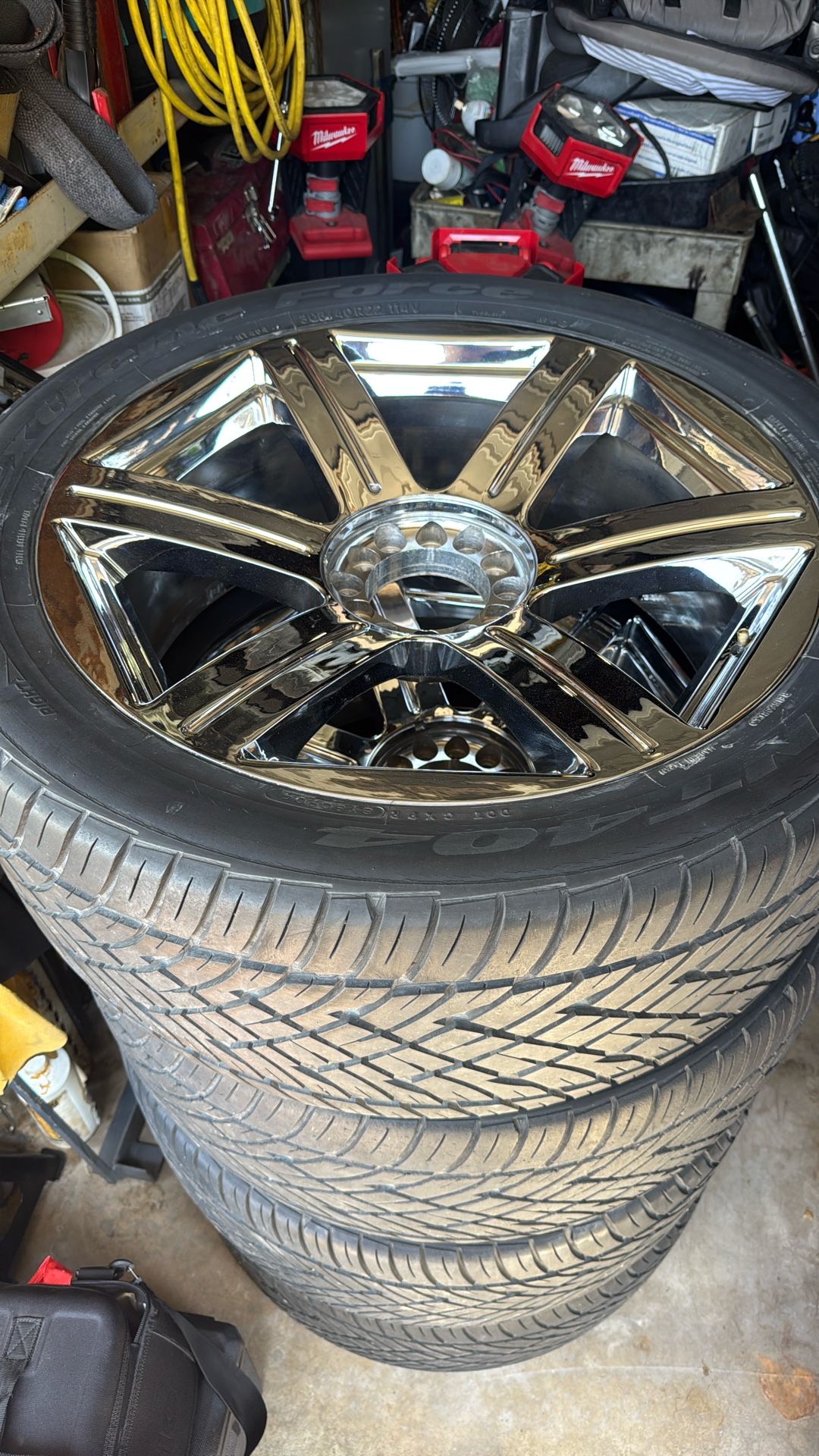 22” Rims And Tired for Sale in Rialto, CA - OfferUp
