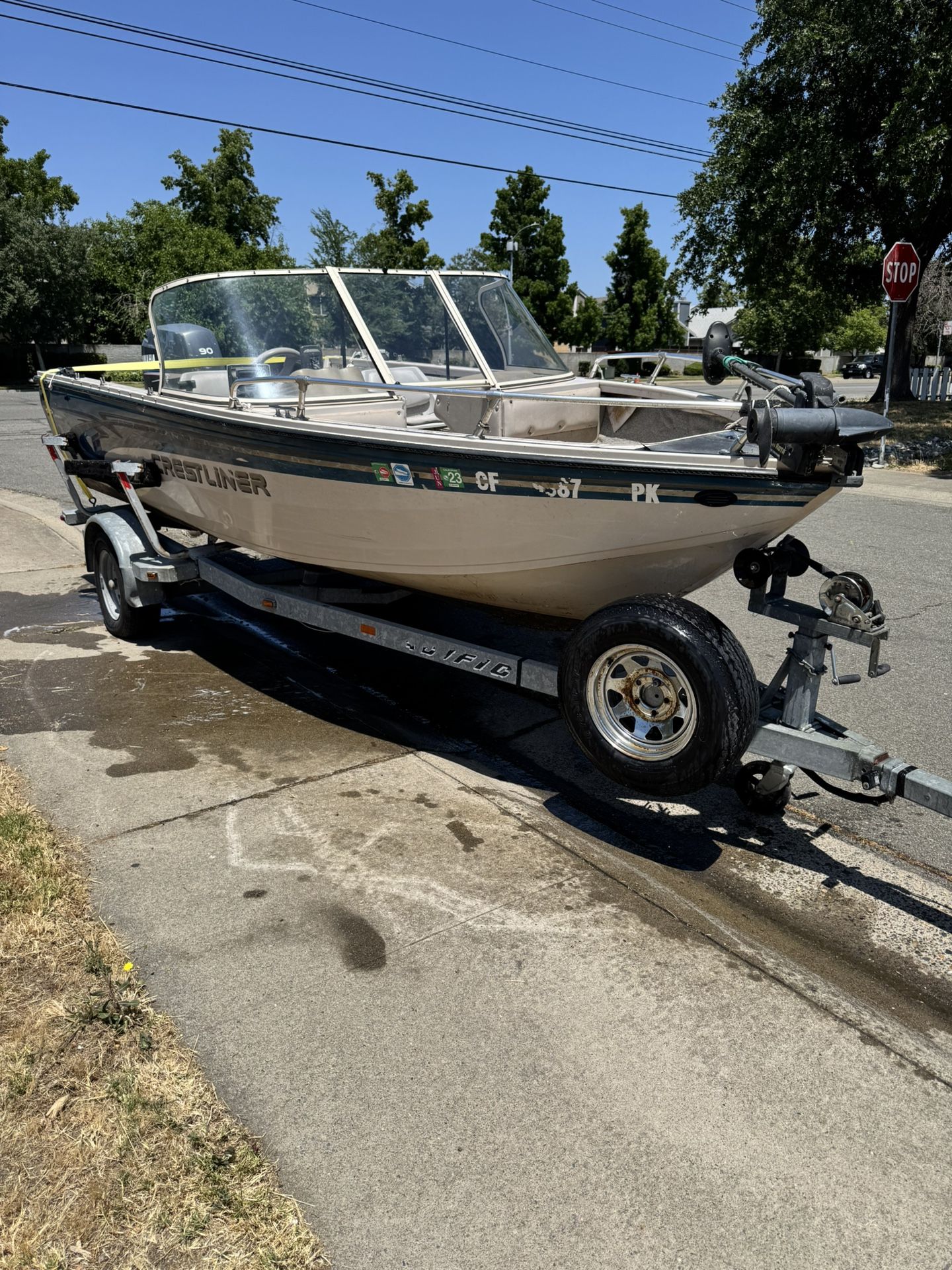 2000 16ft Crestliner for Sale in Sacramento, CA - OfferUp
