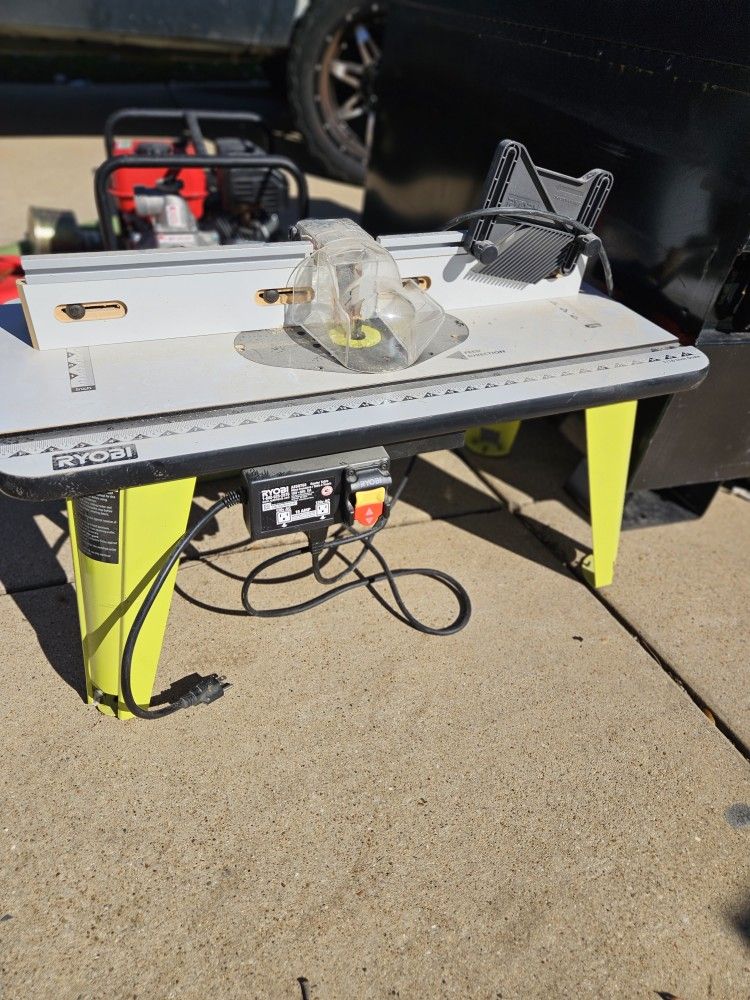 Ryobi Router And Table for Sale in Mansfield, TX - OfferUp