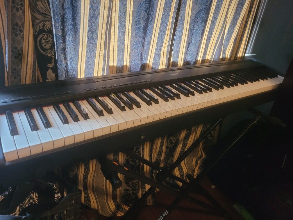 Yamaha Digital Piano P-85 for Sale in Seattle, WA - OfferUp