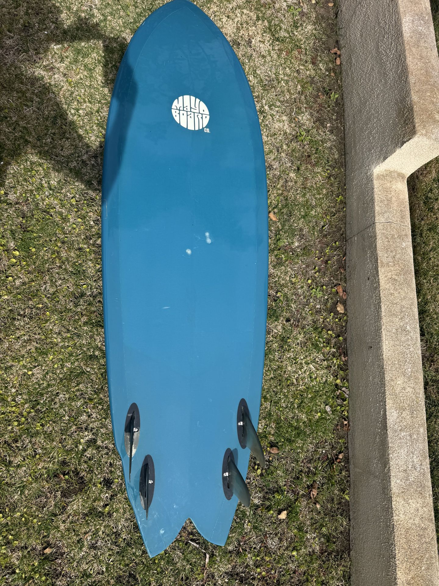 Blue Fish Tail Quad Fin Surfboard / Short board With Fins for Sale in ...