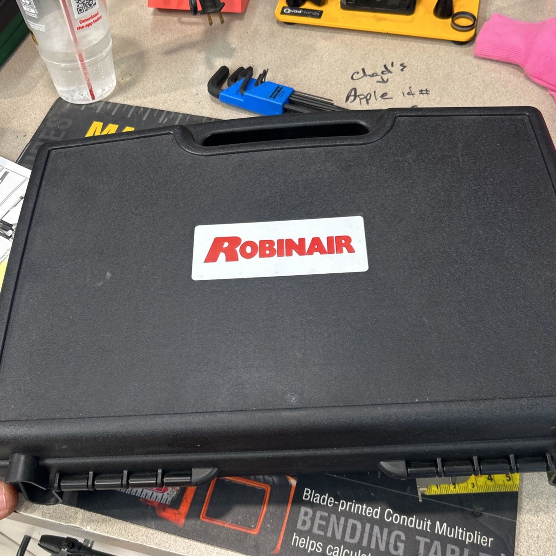 Robin Air 34 A Leak Testing Kit for Sale in Peoria, AZ - OfferUp