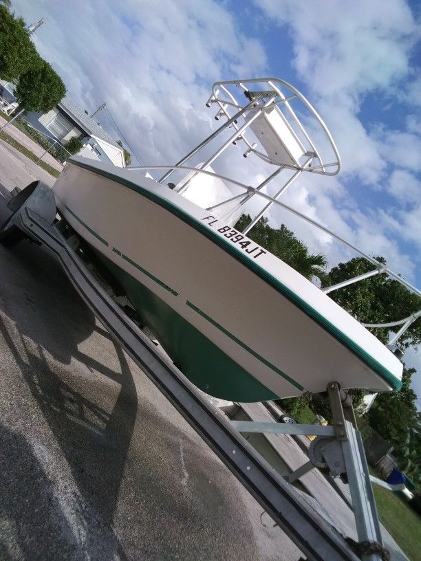 99 Angler 17 Center Console for Sale in Fort Lauderdale, FL - OfferUp