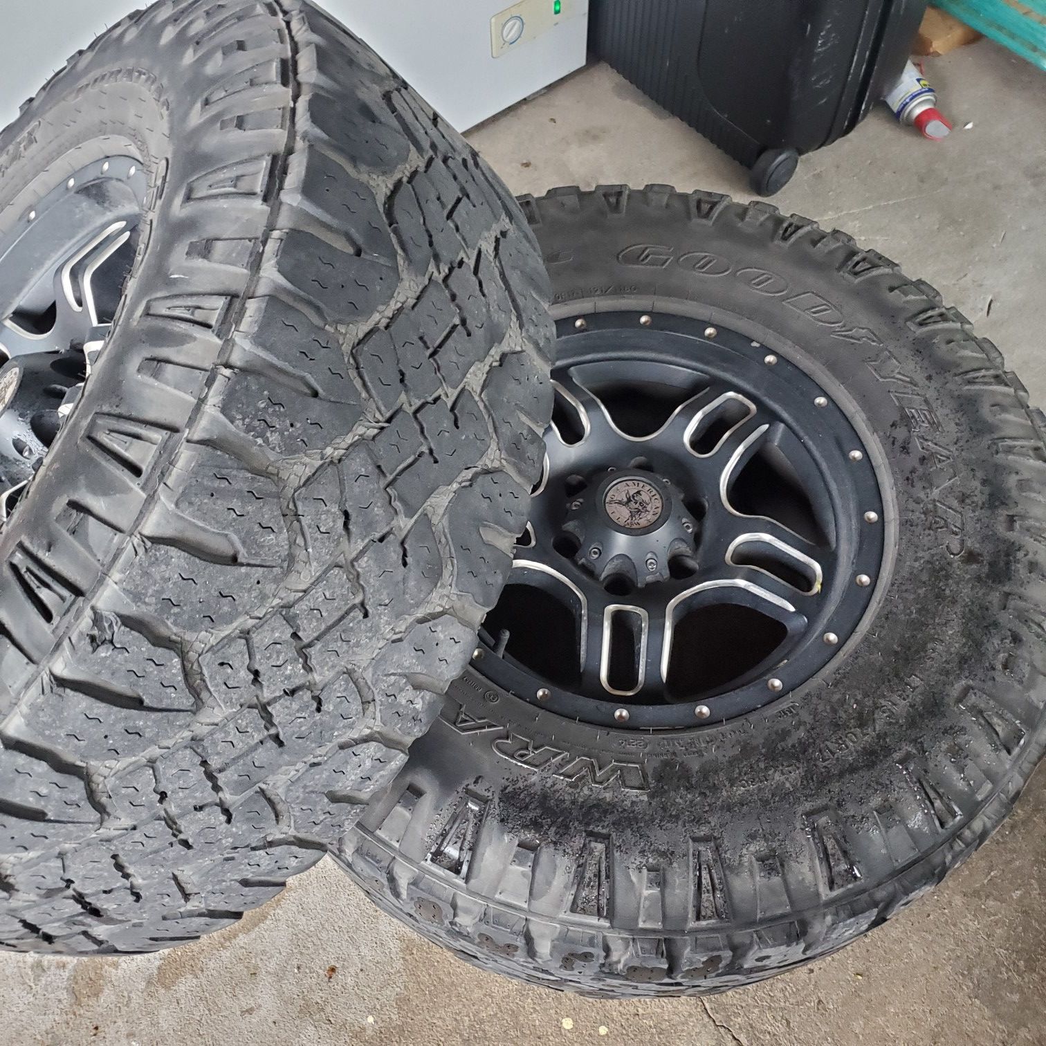 35" Off Road Tires w/17" rims for Sale in Fort Worth, TX - OfferUp