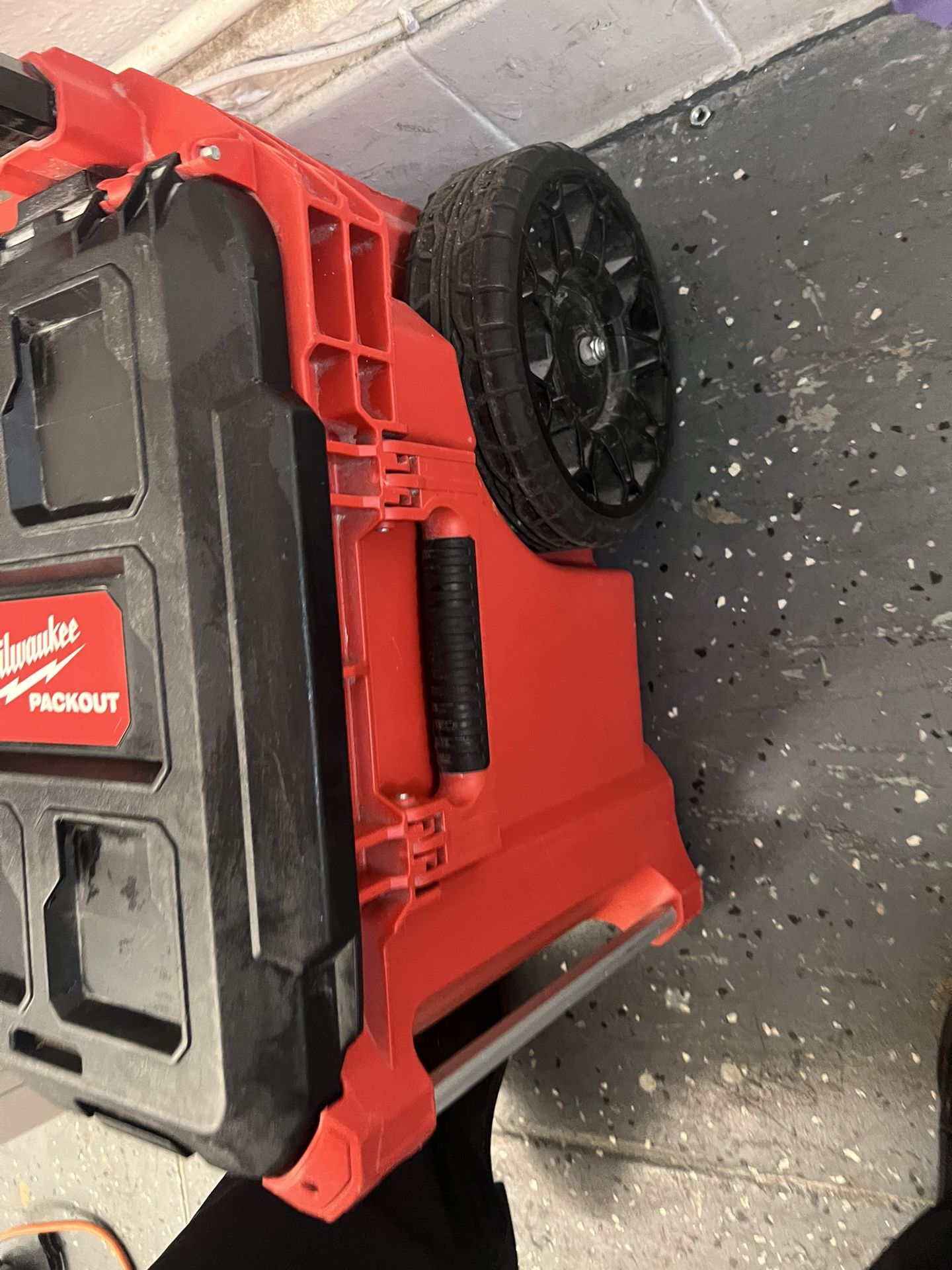 Milwaukee Pack Out Boxes For Tools for Sale in Los Angeles, CA - OfferUp