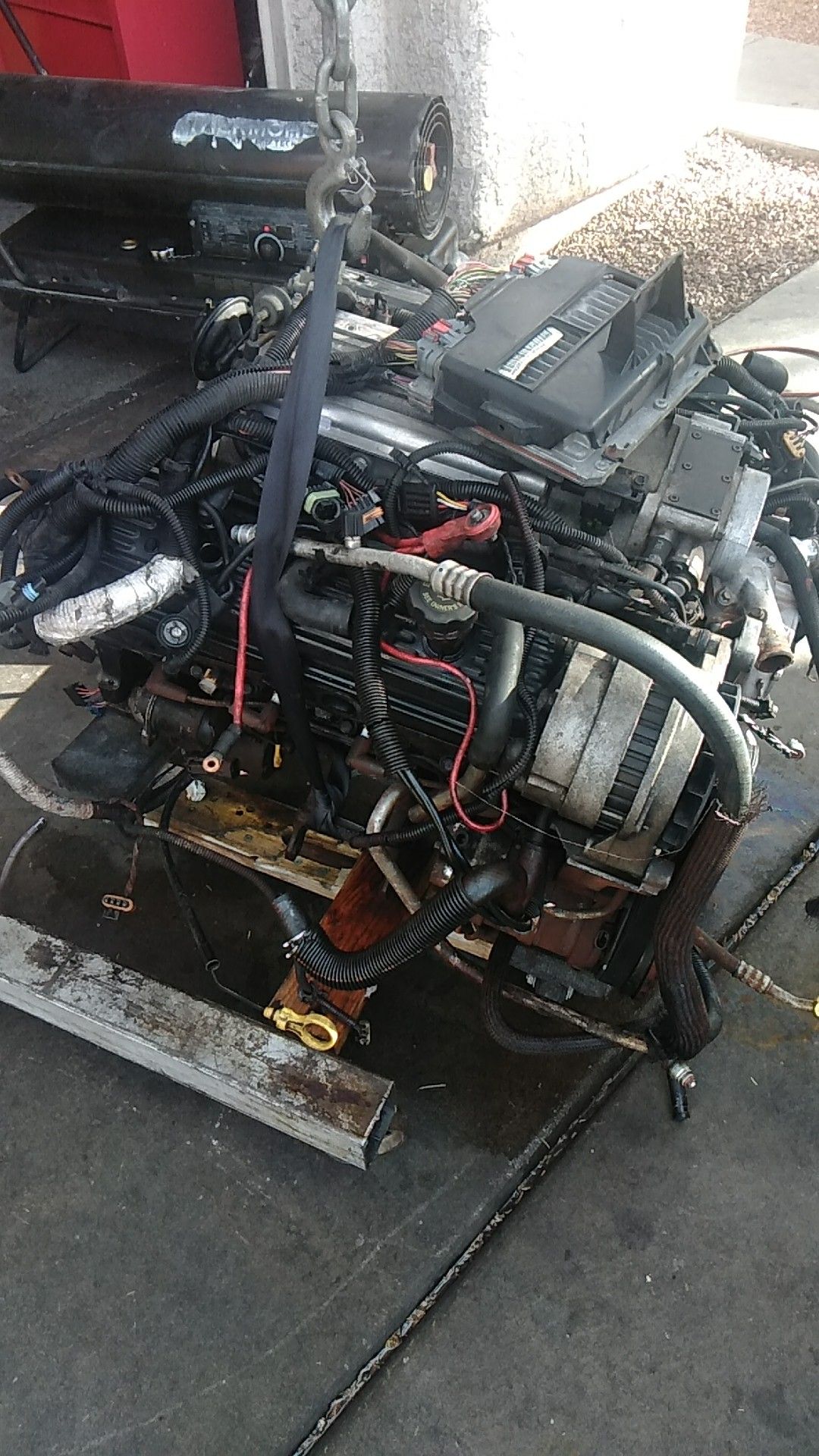 1995 LT1 engine for Sale in Las Vegas, NV - OfferUp