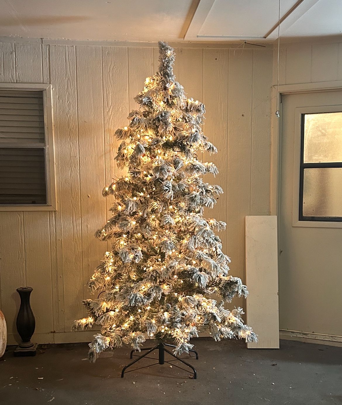 Flocked Christmas Tree for Sale in Georgetown, TX - OfferUp