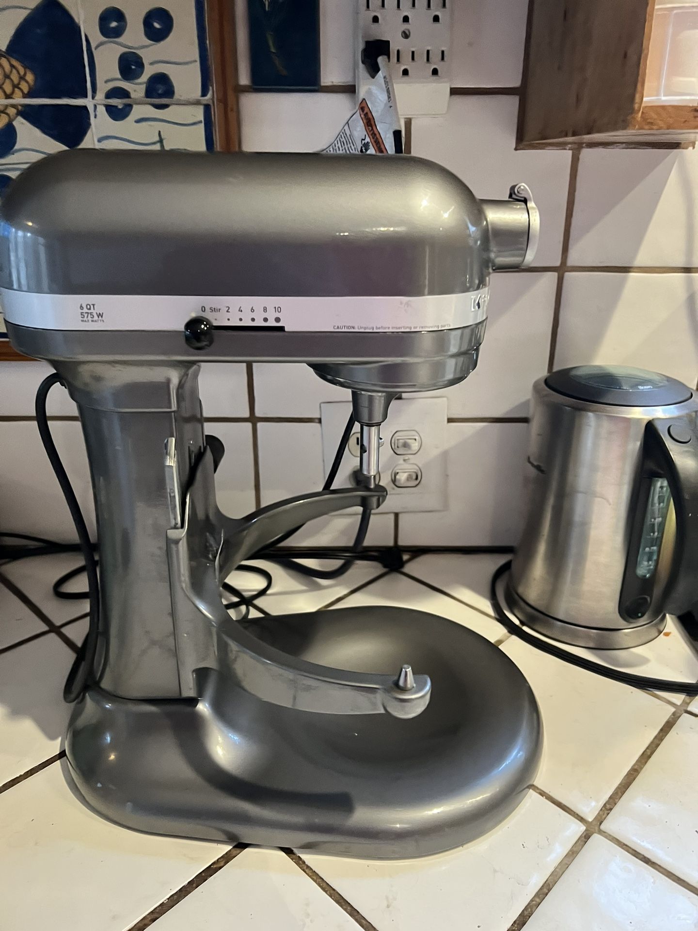 KitchenAid professional 6 quart 575W power Mixer Gray for Sale in Los ...