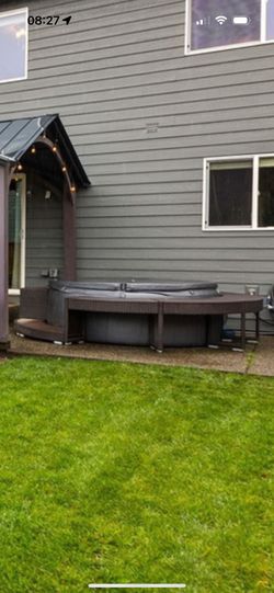Portico Softub with Surround Bench for Sale in Sultan, WA - OfferUp