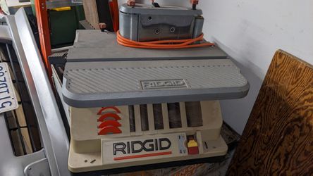 Ridgid Oscillating Spindle Sander