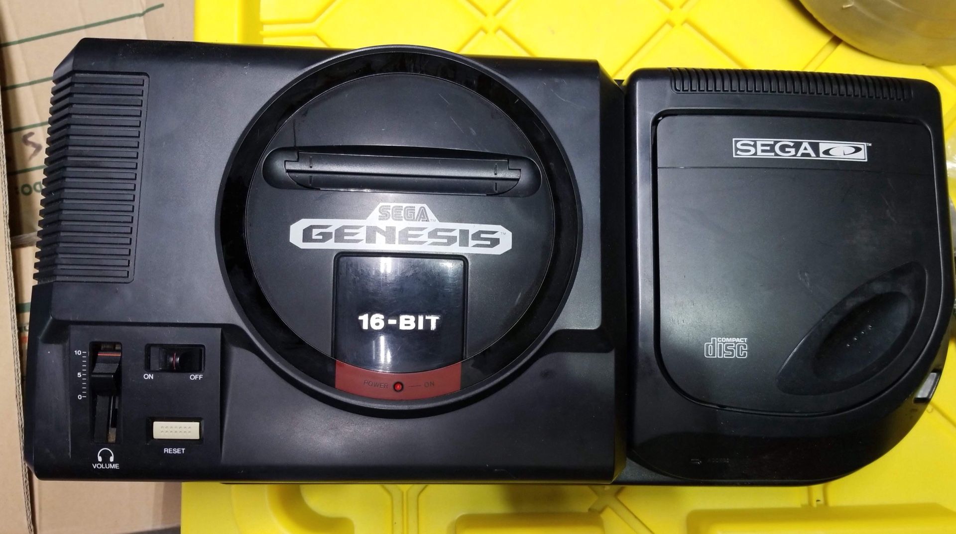 Sega Genesis Model 1 x4 & Sega CD Model 2 - Video Game Console for Sale ...