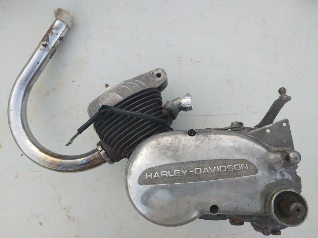 Small Vintage HARLEY DAVIDSON 2 Stoke Motor Cycle Engine. Vintage. for ...