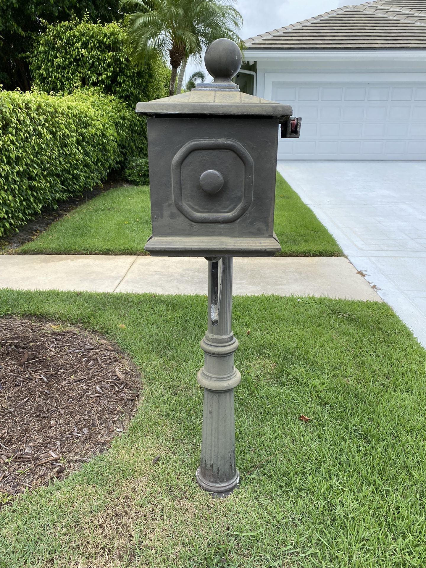 Upscale Metal Country Club Mailboxes for Sale in Boca Raton, FL - OfferUp