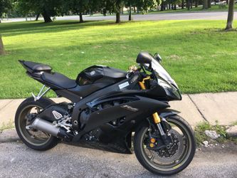 Yamaha R6 2008 Raven