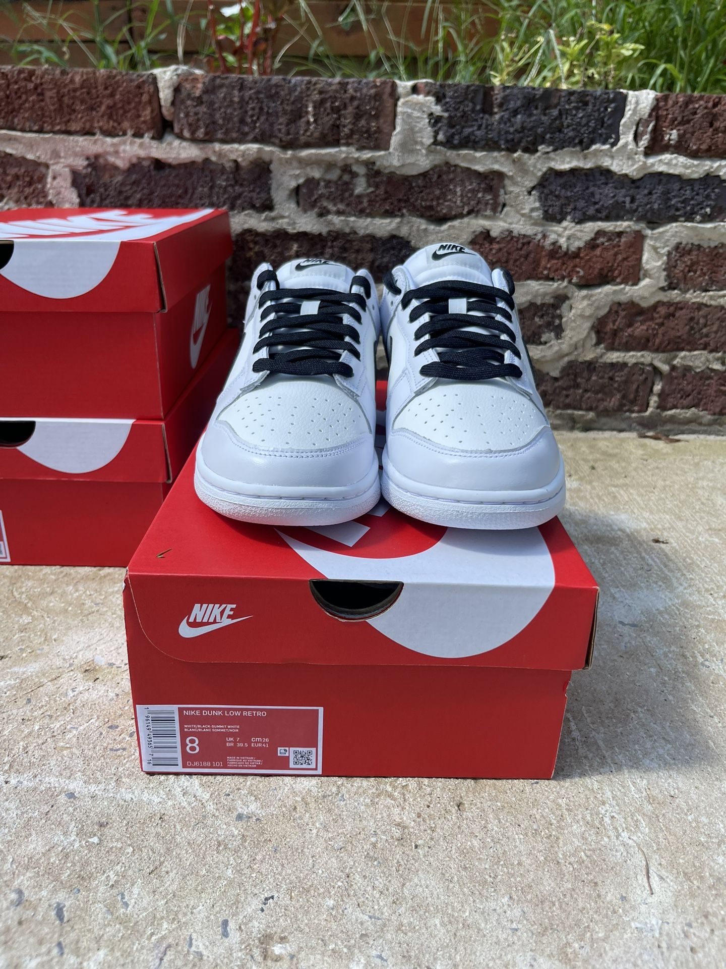 Nike Dunk Jumbo Reverse Panda Nike Dunk Low "Reverse Red Panda" Coming ...