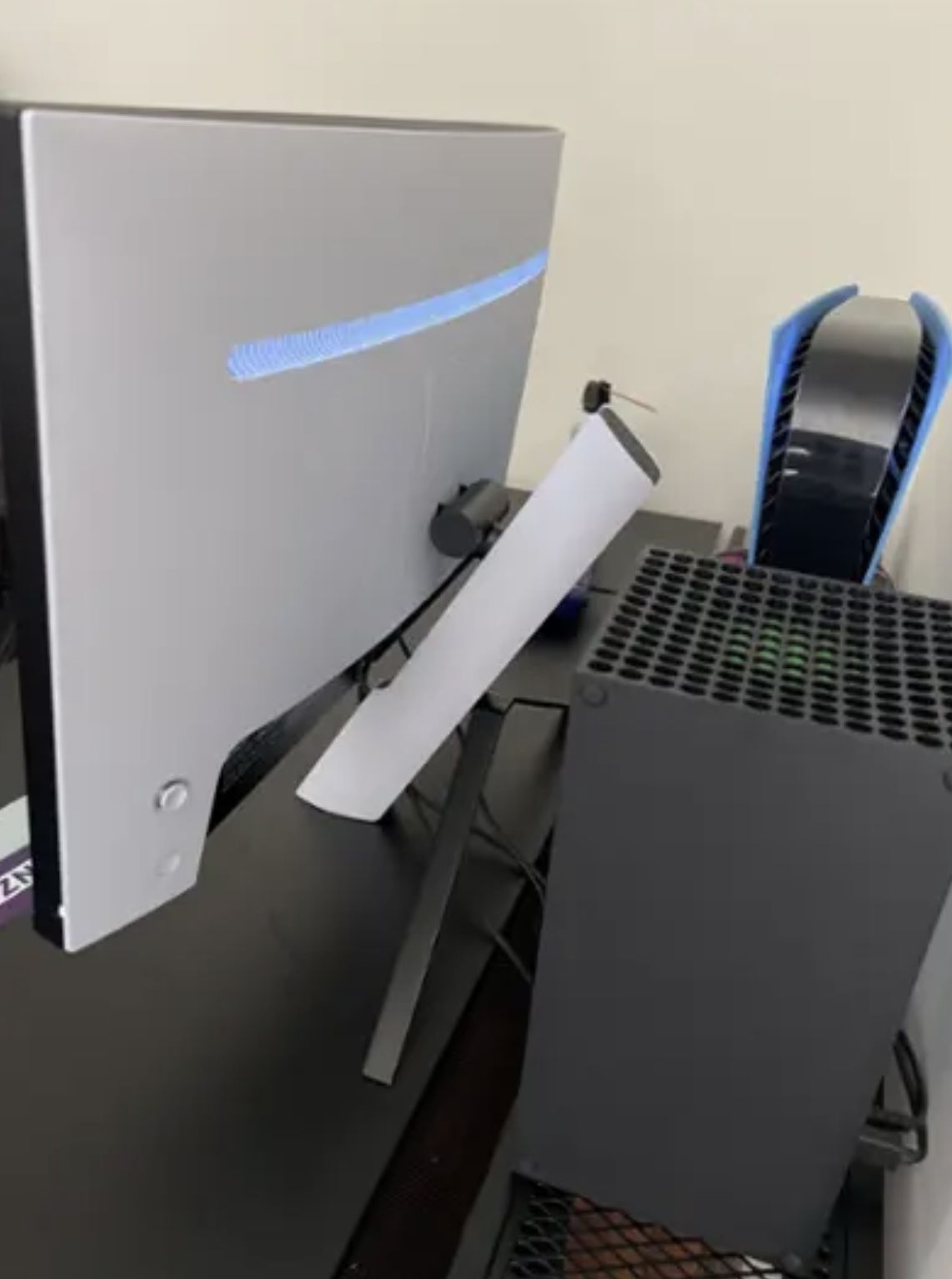 Sony 4k 144hz HDR IPS 1MS Full Array Gaming Monitor!! for Sale in San ...