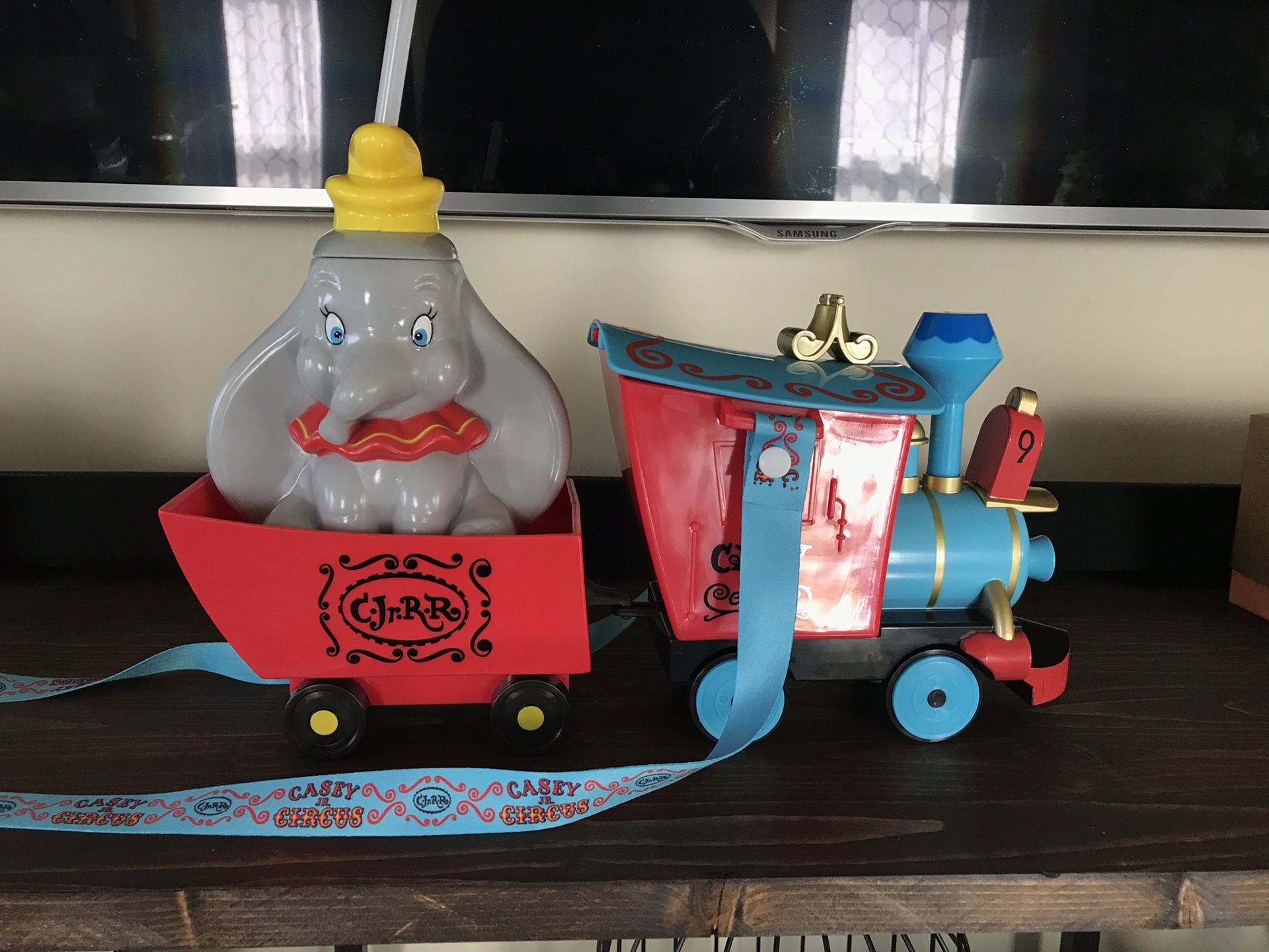 Jr Train Dumbo