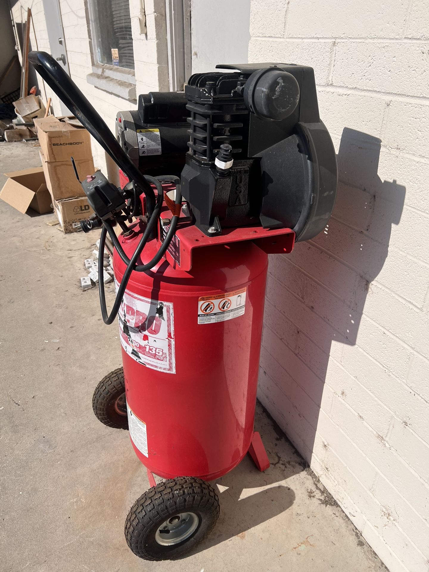Husky Pro Air compressor for Sale in Norco, CA - OfferUp