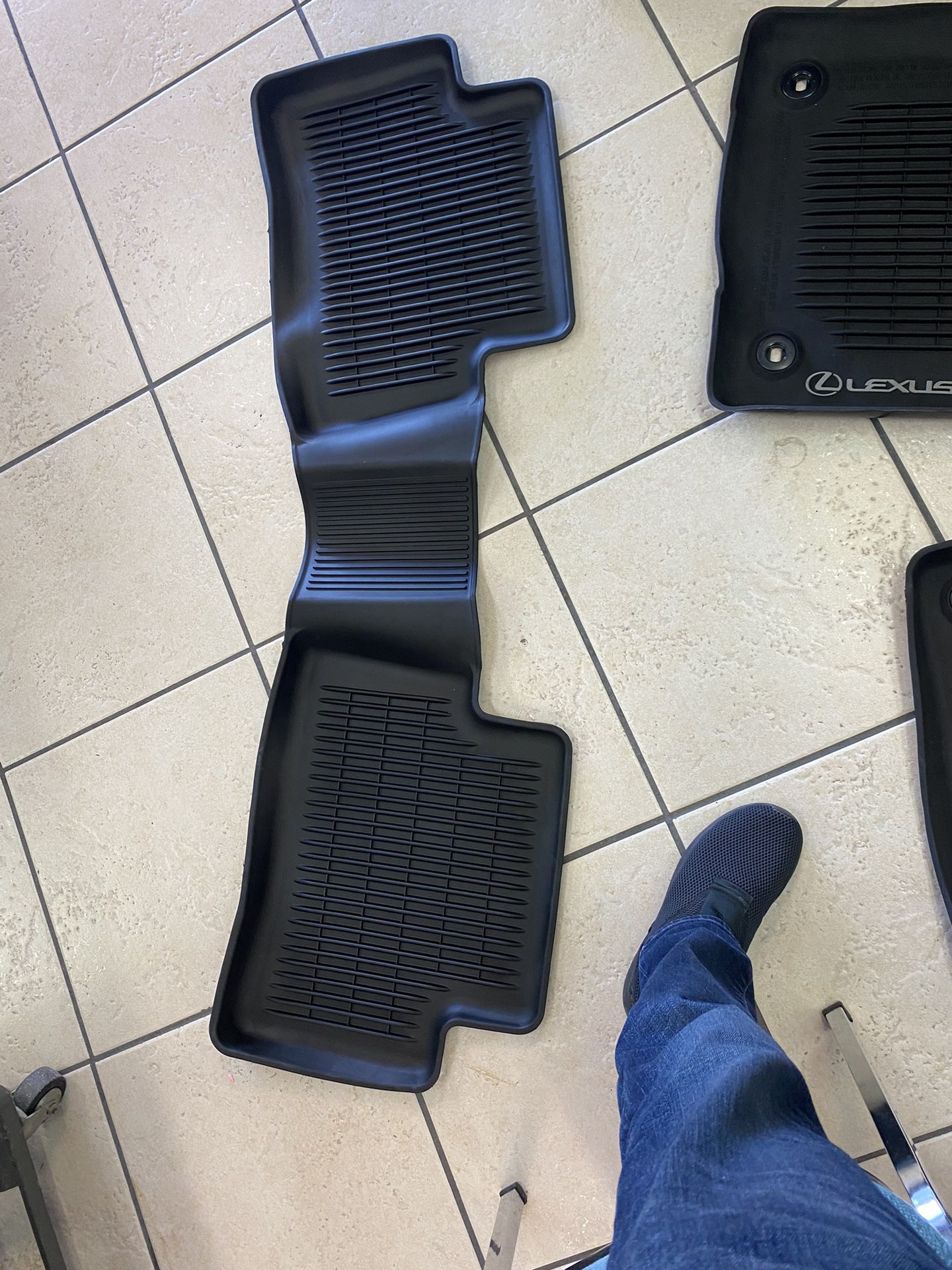 Lexus Weather Rubber Mats for Sale in Port St. Lucie, FL - OfferUp