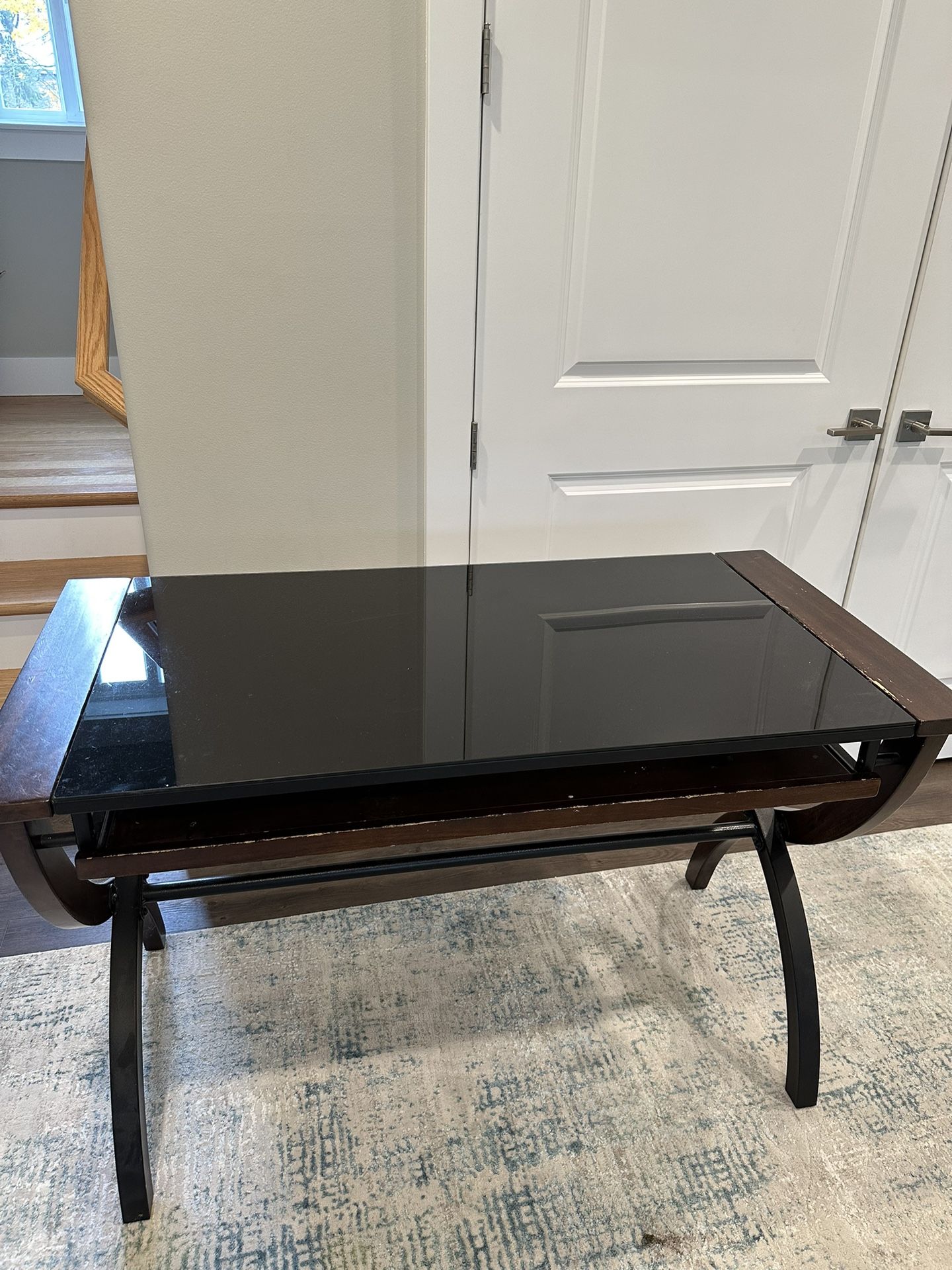 Computer Desk ( Bought From Costco) for Sale in Spanaway, WA - OfferUp
