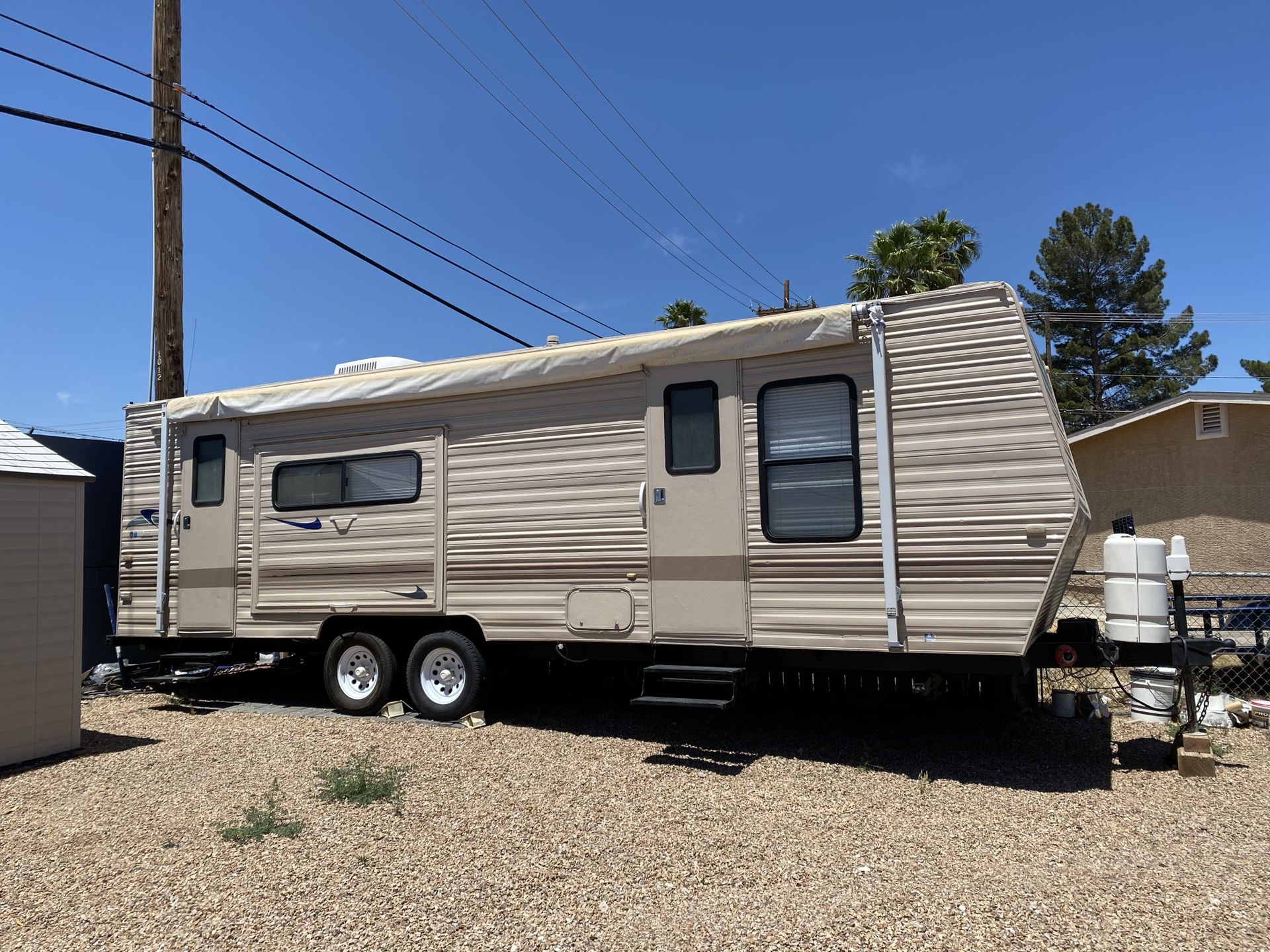 2001 Wanderer Travel Trailer 29.5 FT for Sale in Las Vegas, NV - OfferUp
