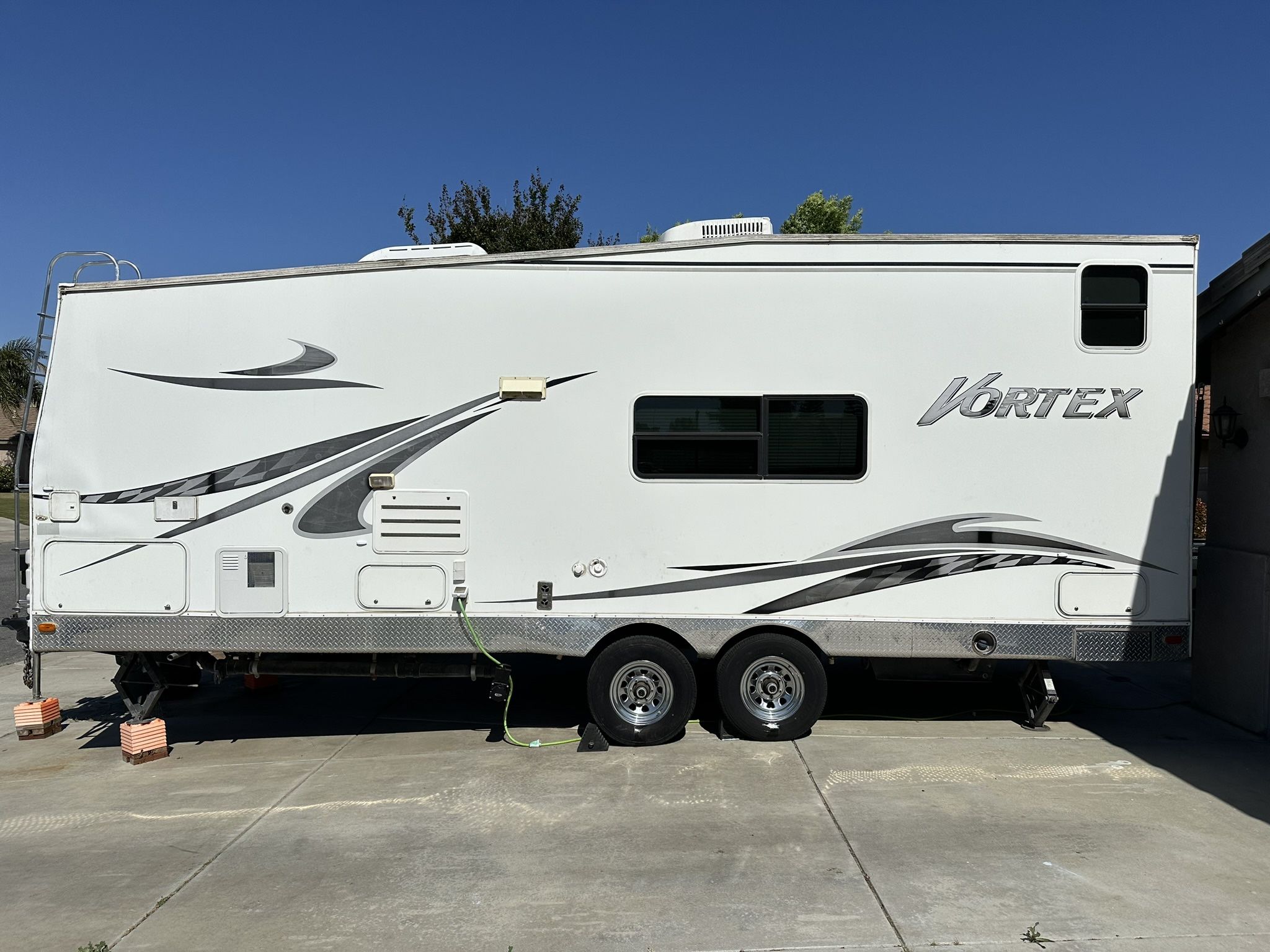 2005 Vortex M-243 for Sale in Bakersfield, CA - OfferUp