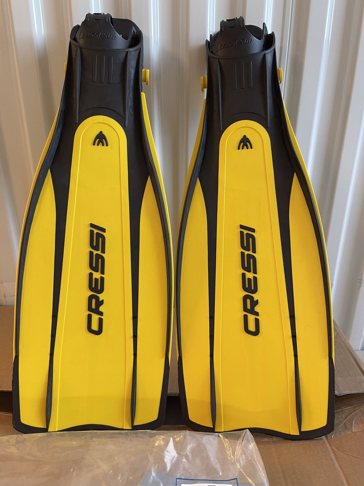 Cressi Pro Light Open Heel For Diving for Sale in New Braunfels, TX ...