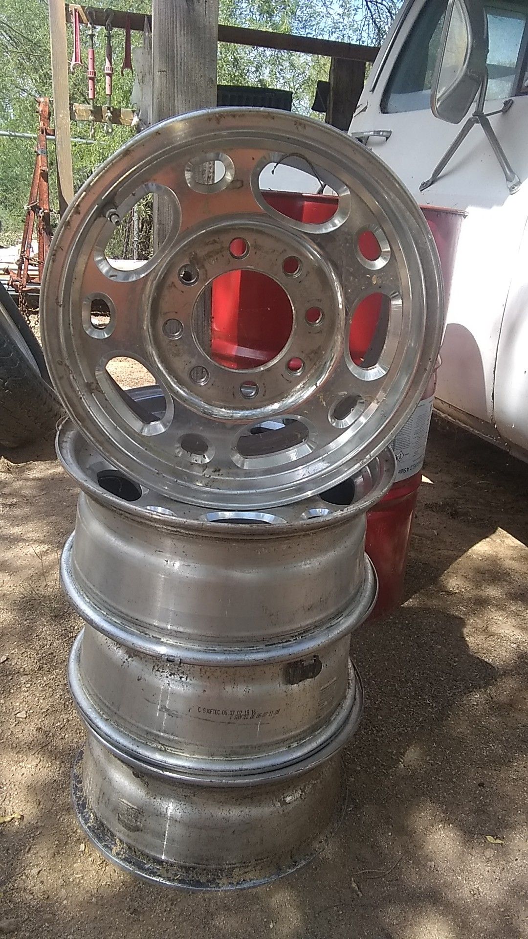 8 lug Chevy or GMC aluminum rims for Sale in Tucson, AZ - OfferUp