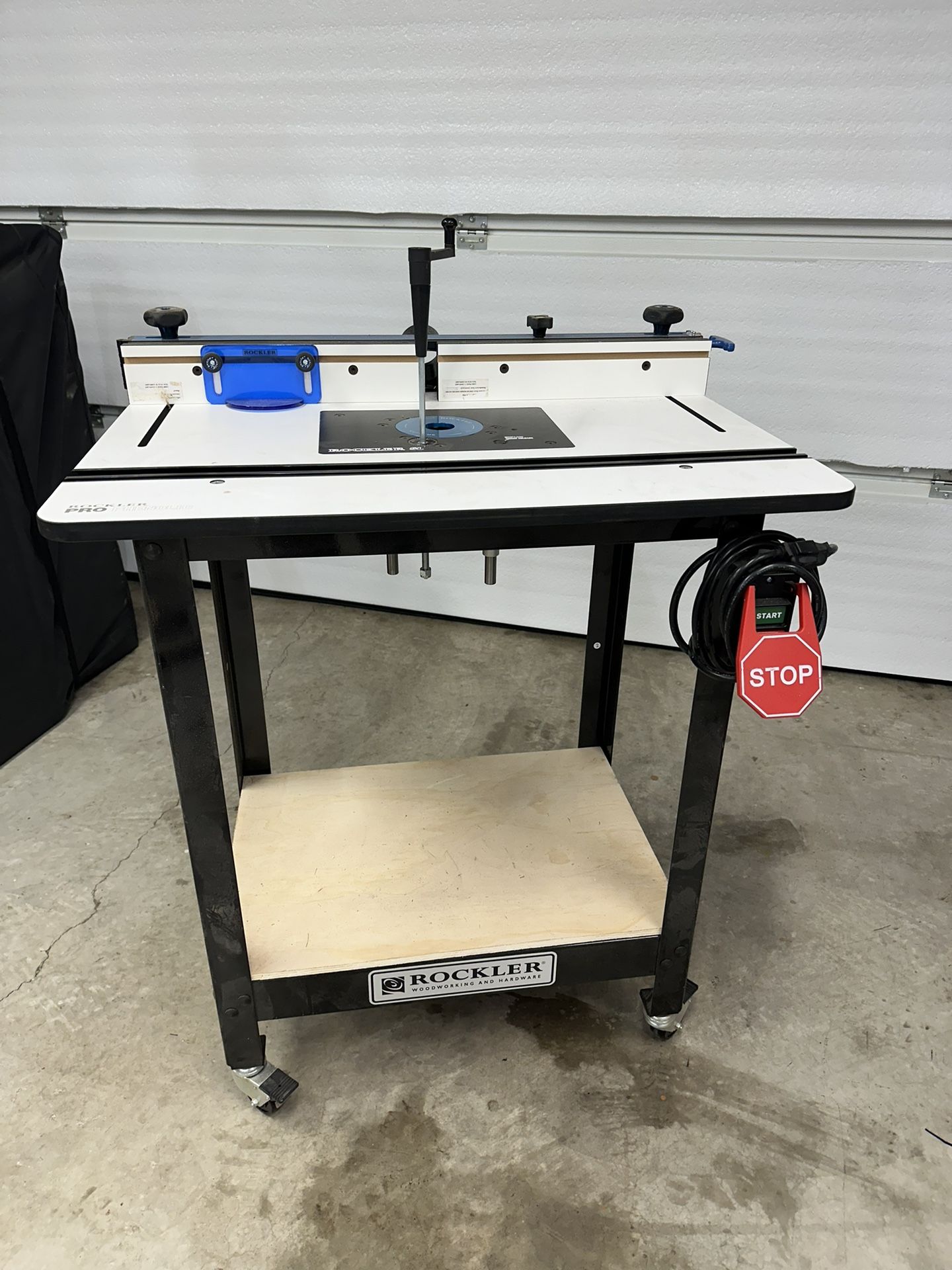 Rockler Router Table With Lift, Fence, And Safety Switch for Sale in ...