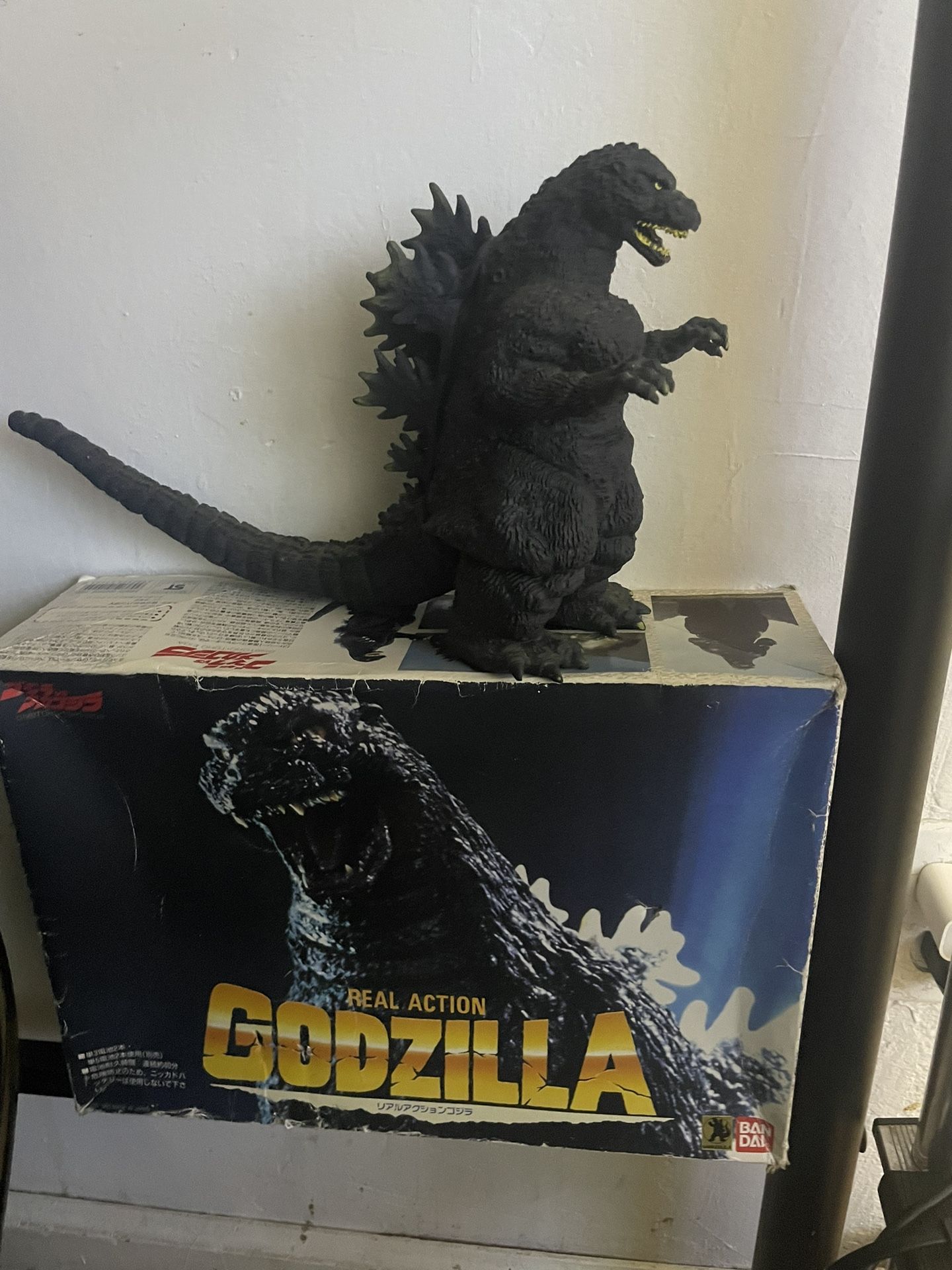 Bandai RC Godzilla for Sale in La Mirada, CA - OfferUp