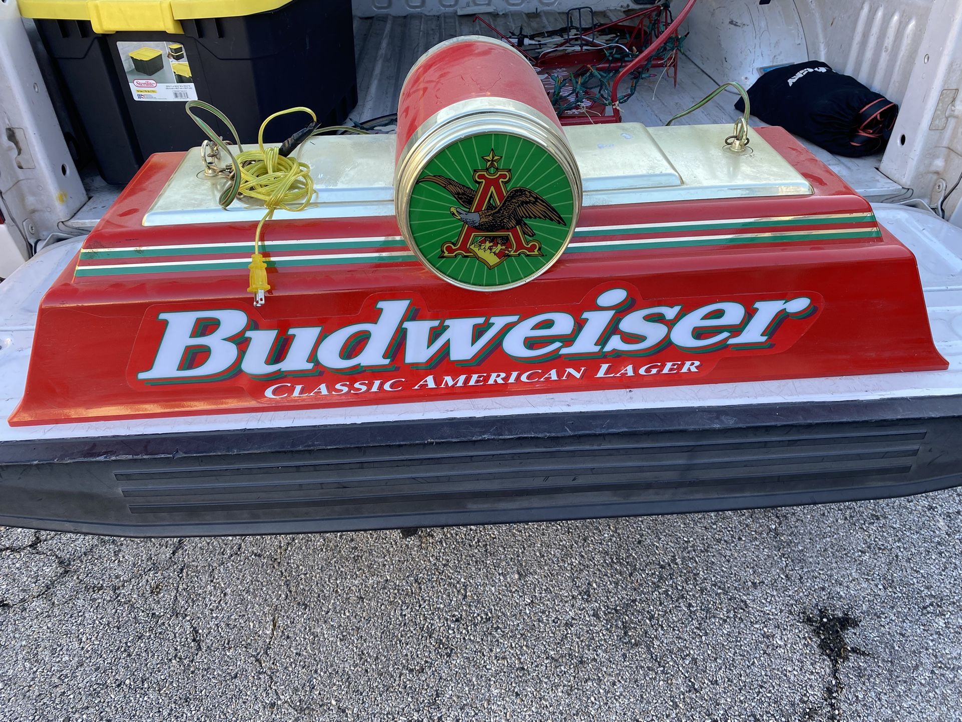 Budweiser Pool table Light for Sale in San Antonio, TX - OfferUp