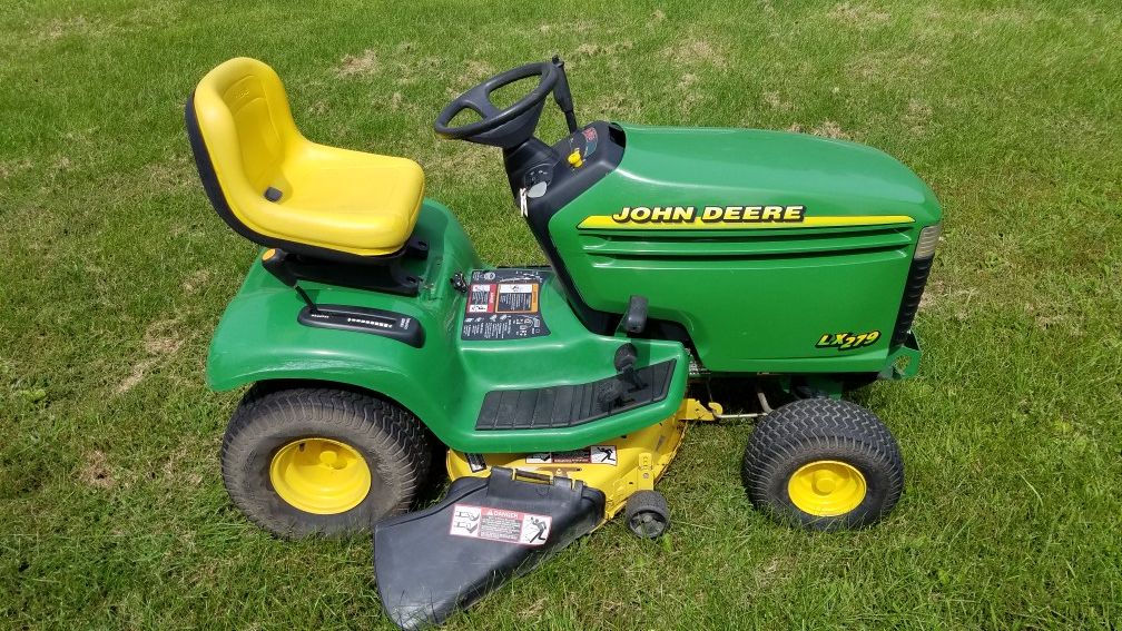 John Deere LX279 Lawn Tractor Riding Mower 38" Deck for Sale in ...