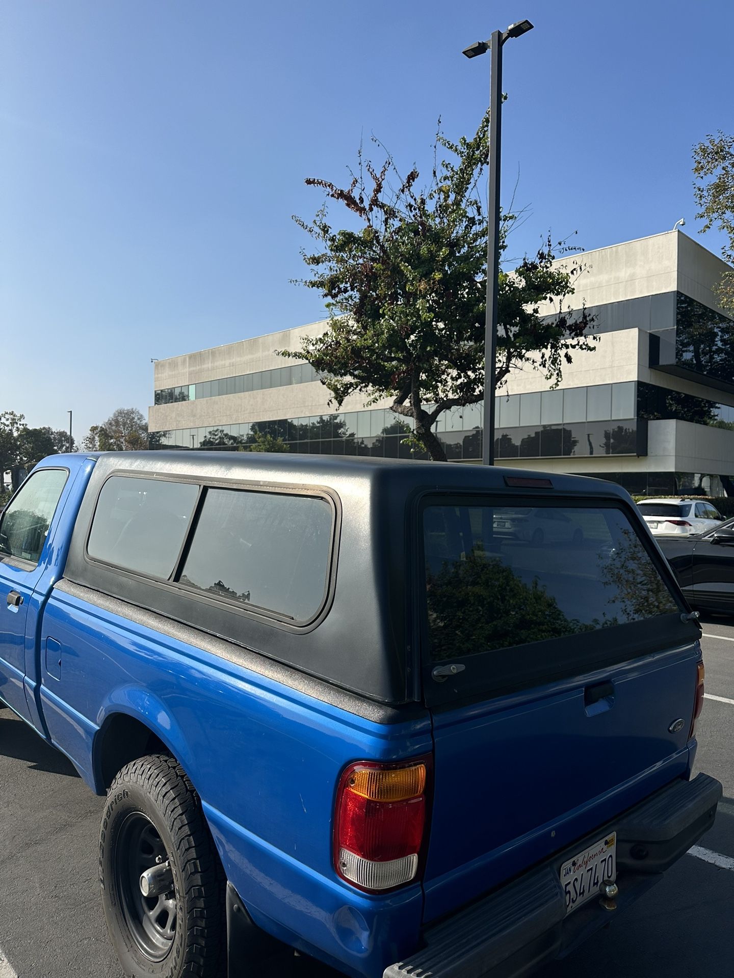 Camper Shell for Sale in Los Angeles, CA - OfferUp