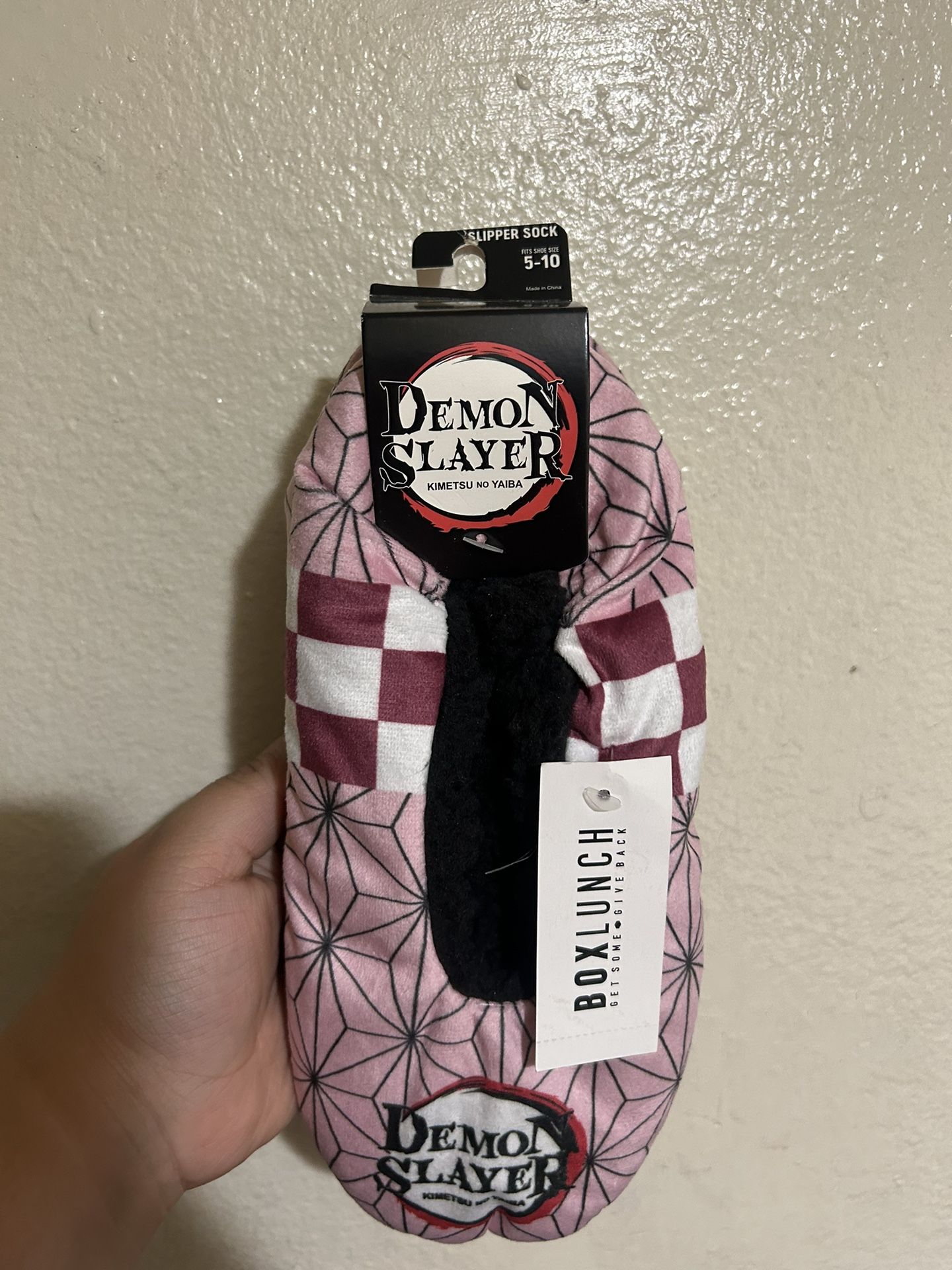 Demon Slayer: Kimetsu no Yaiba Nezuko Kamado Kimono Pattern Slipper ...