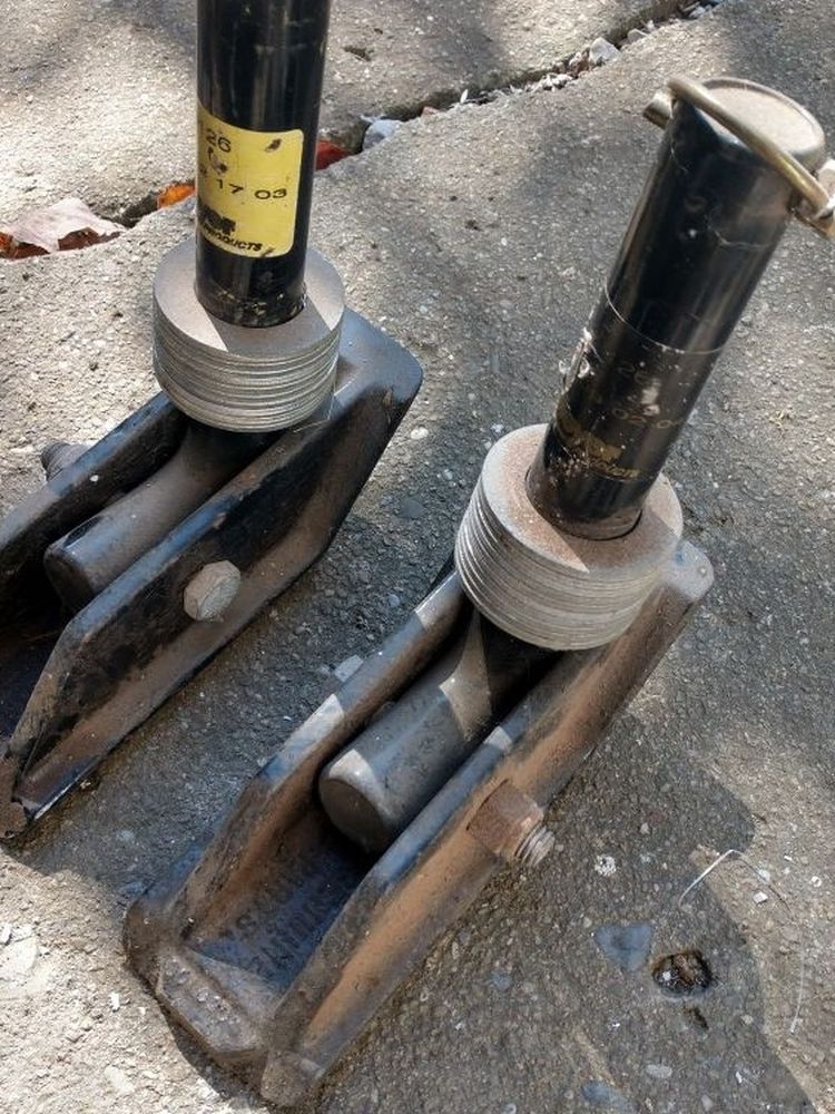 Meyers Snow Plow Feet for Sale in Garrettsville, OH - OfferUp