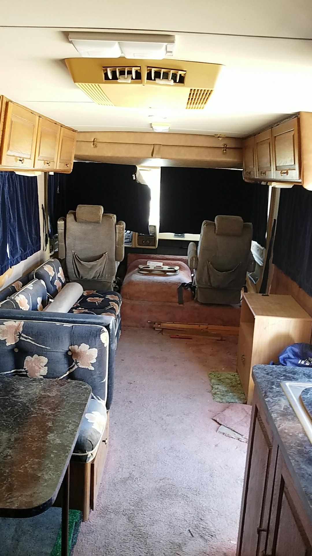 1985 Winnebago Itasca sunflyer 34 ft for Sale in Mesa, AZ - OfferUp