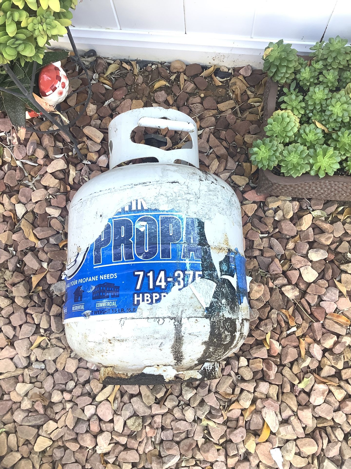 Propane Tank 15 lb Price : $ 10 for Sale in Riverside, CA - OfferUp