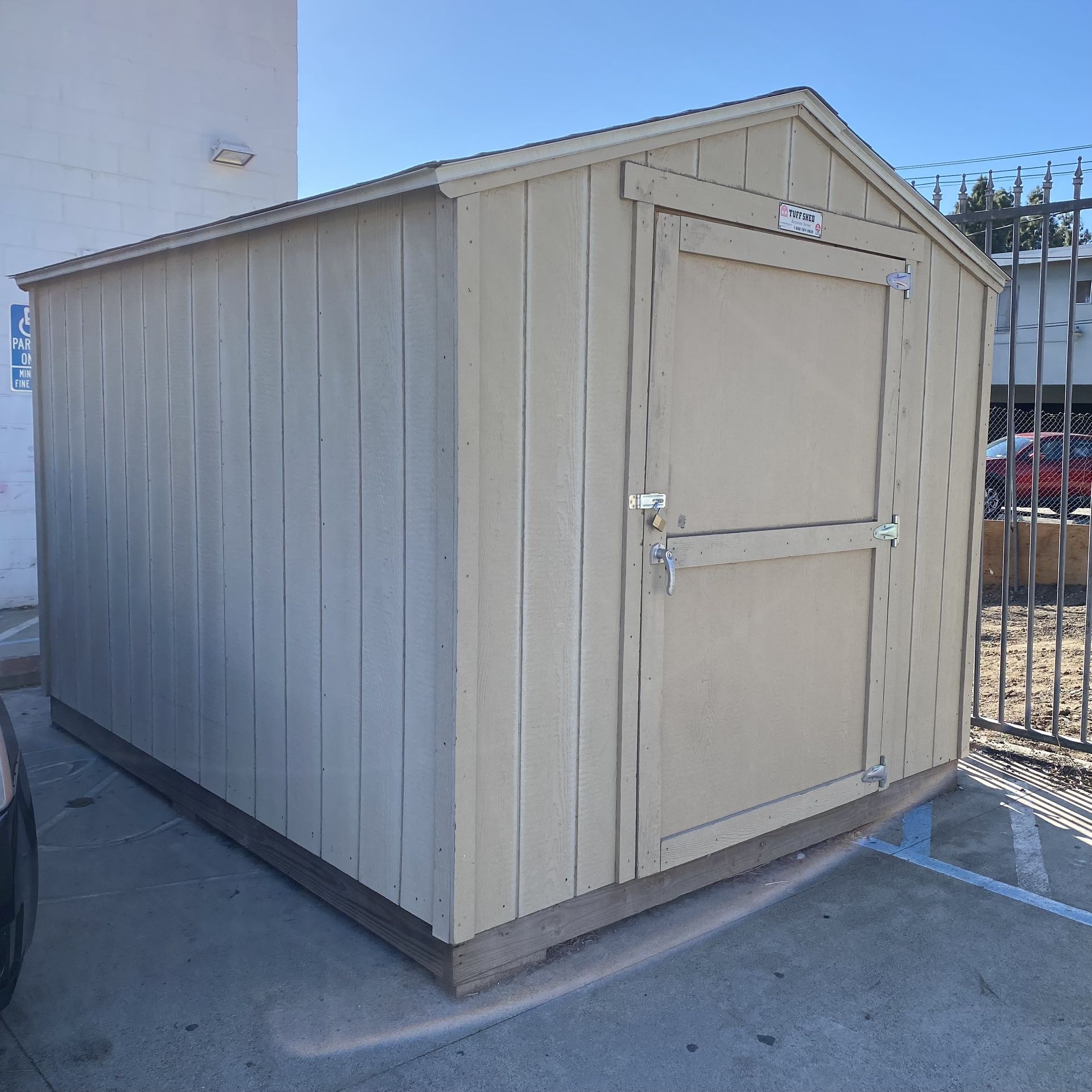 Tuff shed keystone series. -It doesn’t take apart -Pick Up Only- for ...