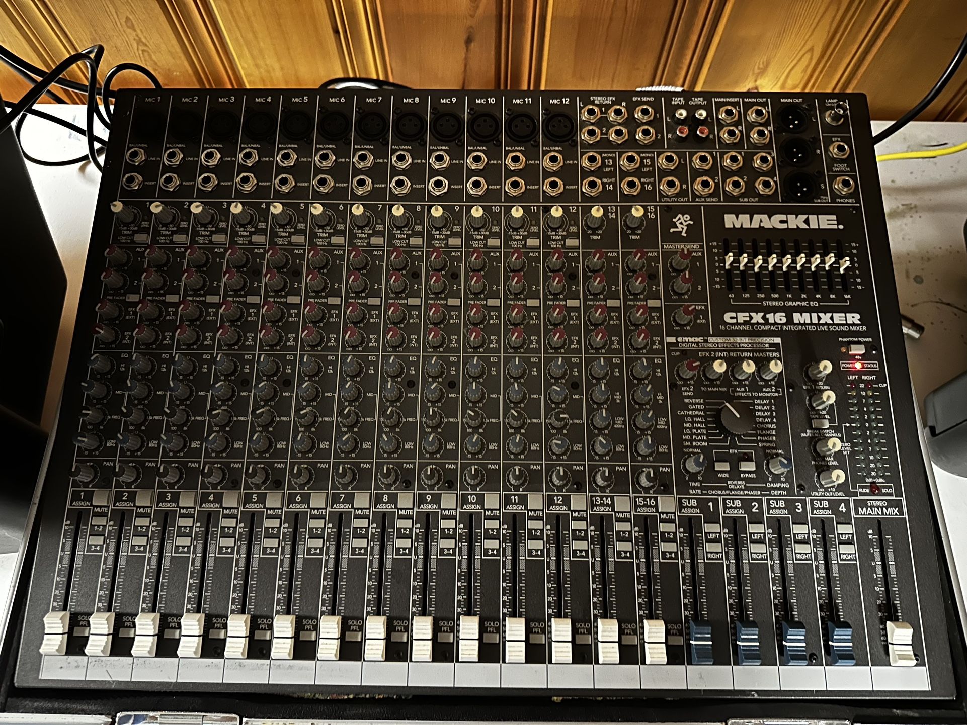 Mackie mixer With effects for Sale in Addison, IL - OfferUp