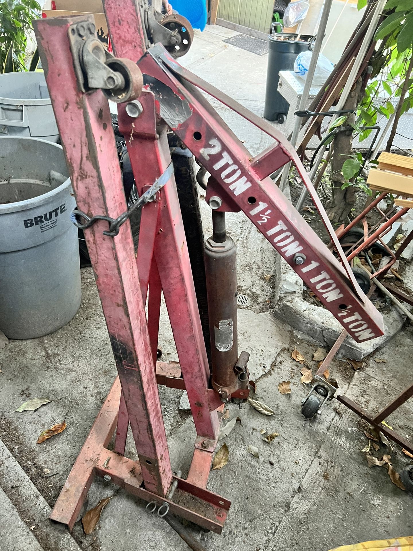 Hydrolic Engine Hoist for Sale in Paramount, CA - OfferUp
