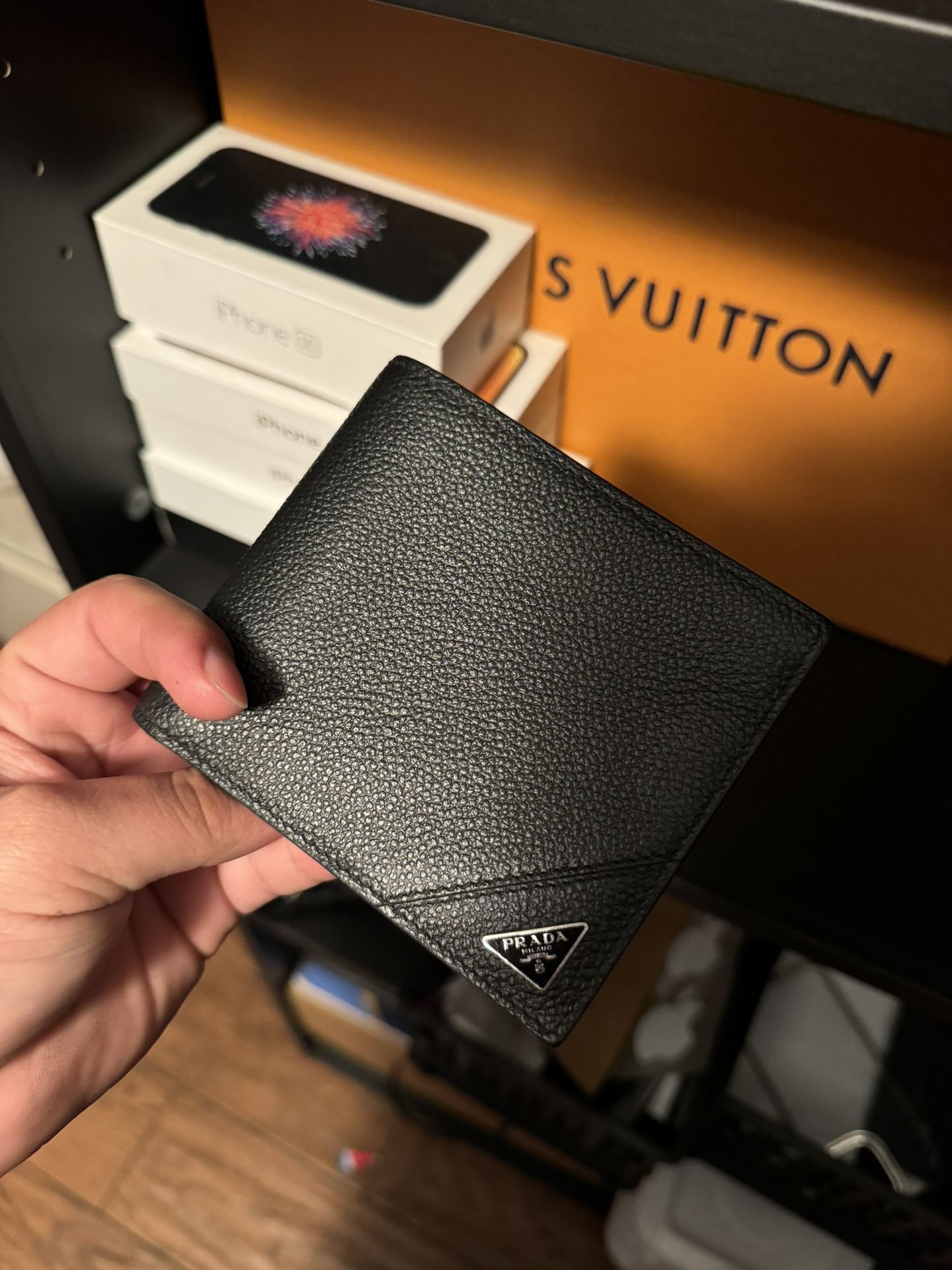 Prada Man Wallet for Sale in Anaheim, CA - OfferUp
