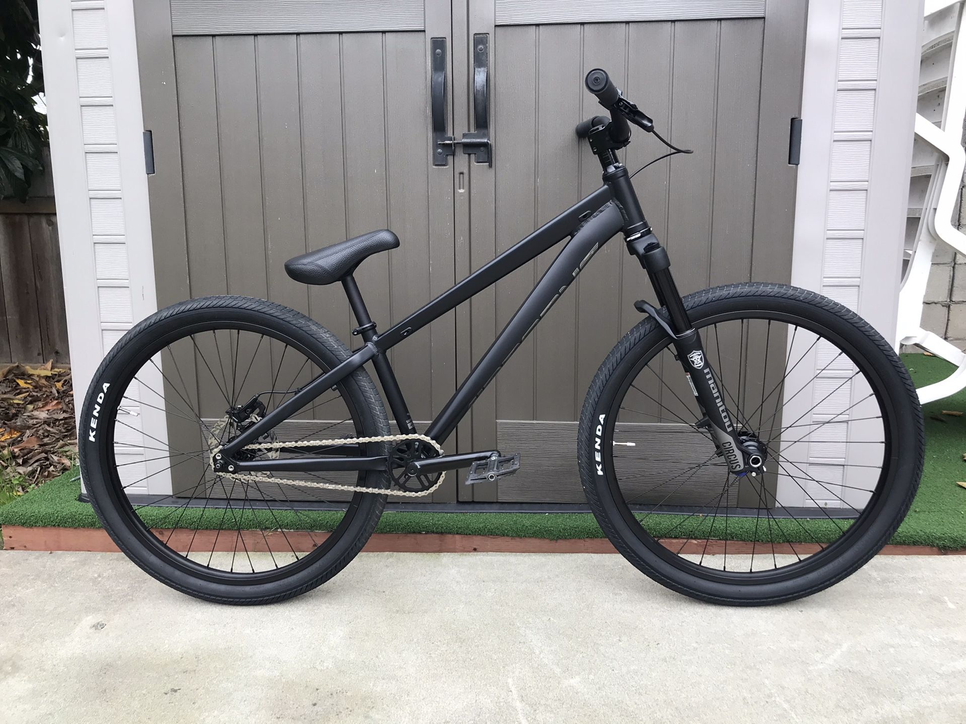 Airborne Skyhawk DJ 26 - New Dirt Jumper Bike! for Sale in San Diego ...