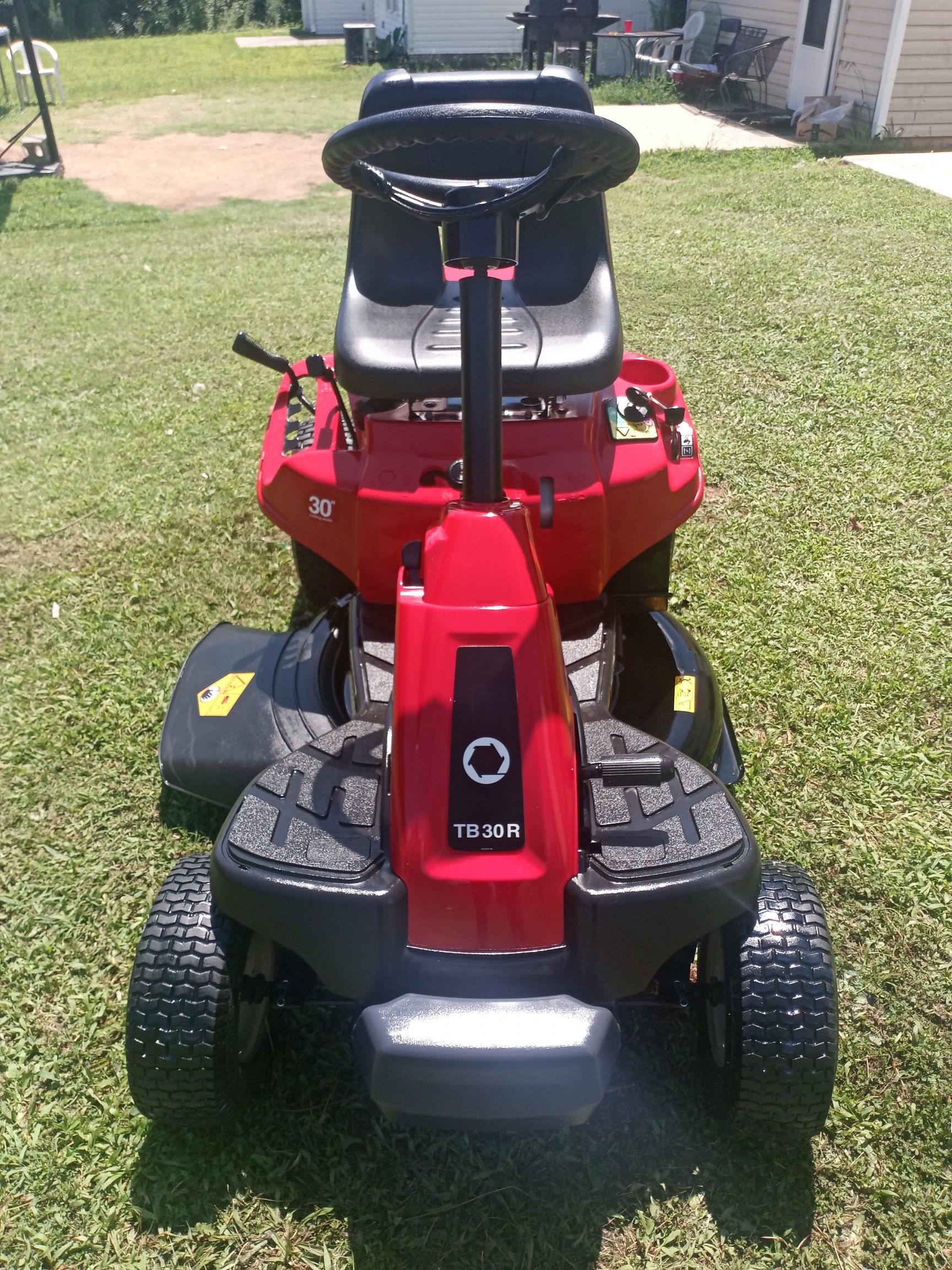 Troy-Bilt (Perfect)TB30R 10.5 -HP Manual/Gear 30-in Riding Lawn Mower ...