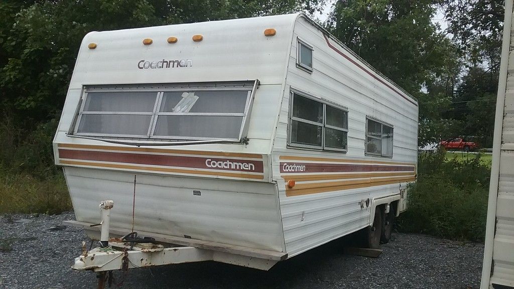 79 Coachman 23 1/2ft tag along camper for Sale in Three Springs, PA ...