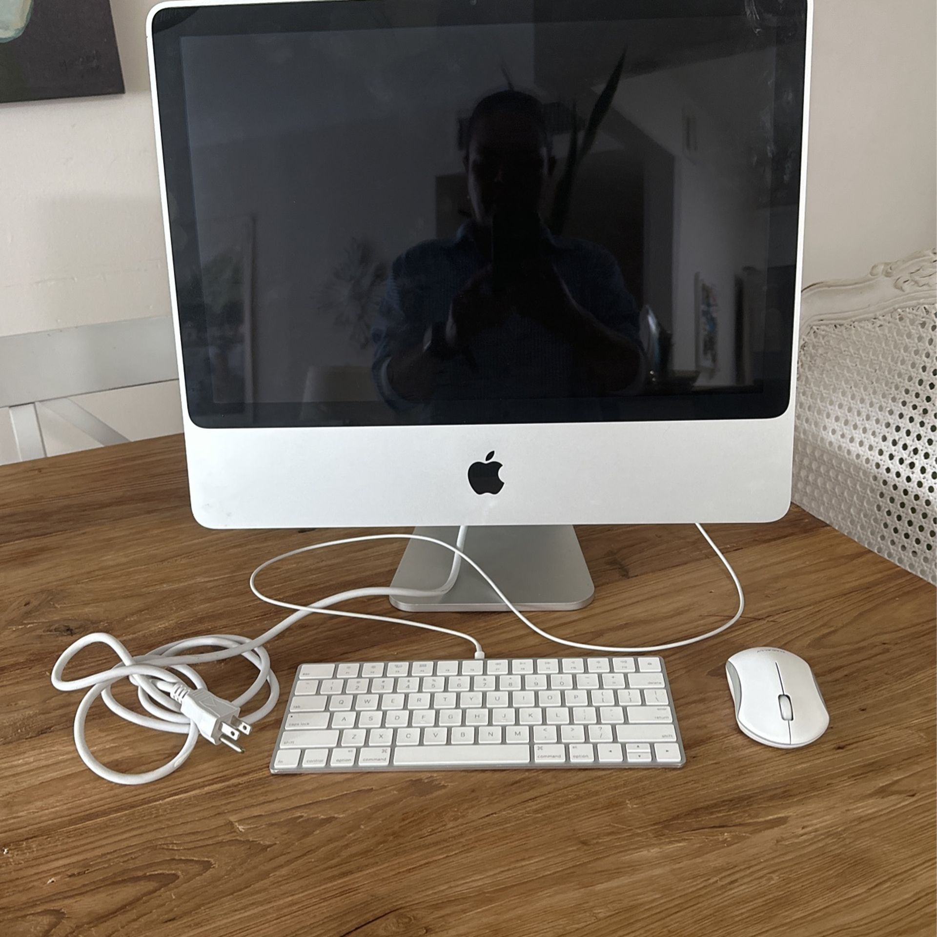 Apple Computer for Sale in Sunny Isles Beach, FL - OfferUp