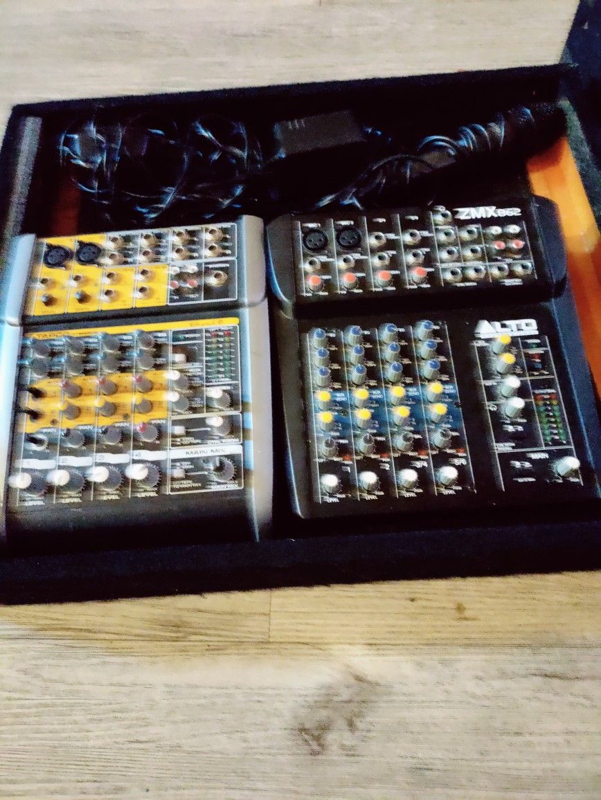 Alto Mixer 6 Channels And Tapco 6 Channels And Lights Stand for Sale in ...