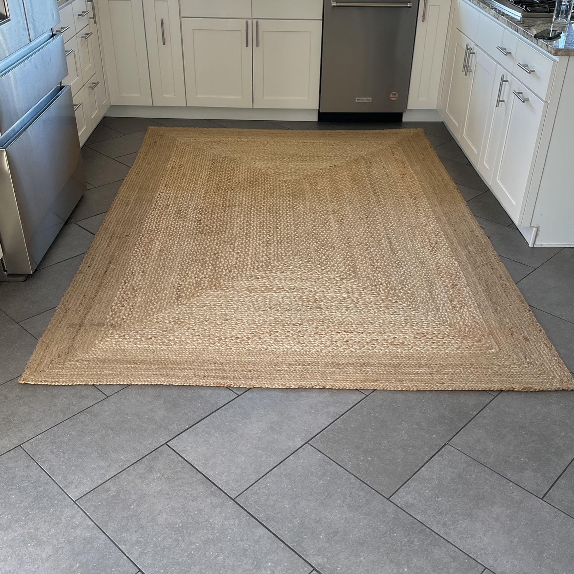 6x9 Safaviah Jute Area Rug for Sale in Tacoma, WA - OfferUp