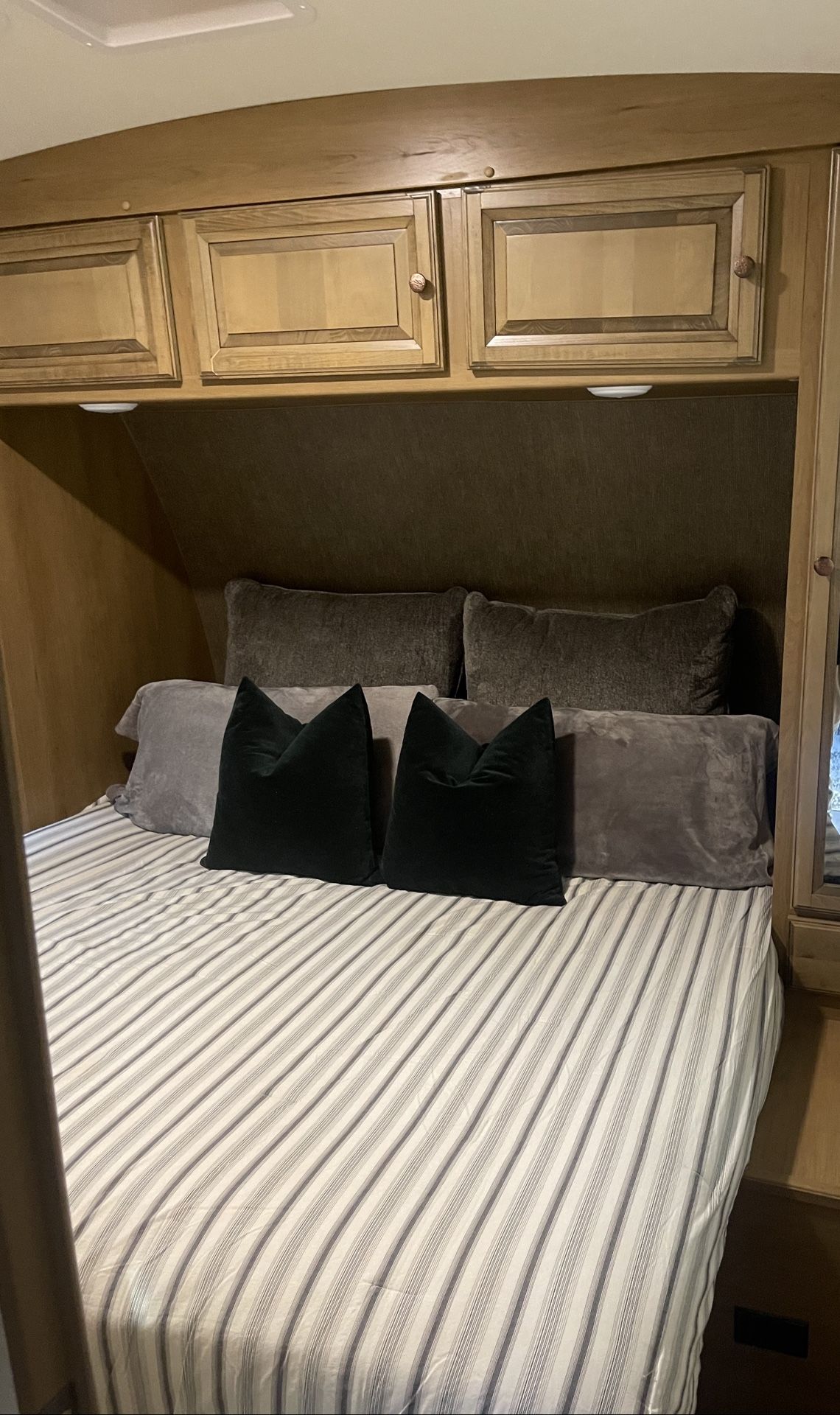 2016 Cruiser RV ST 3316 for Sale in Tacoma, WA - OfferUp